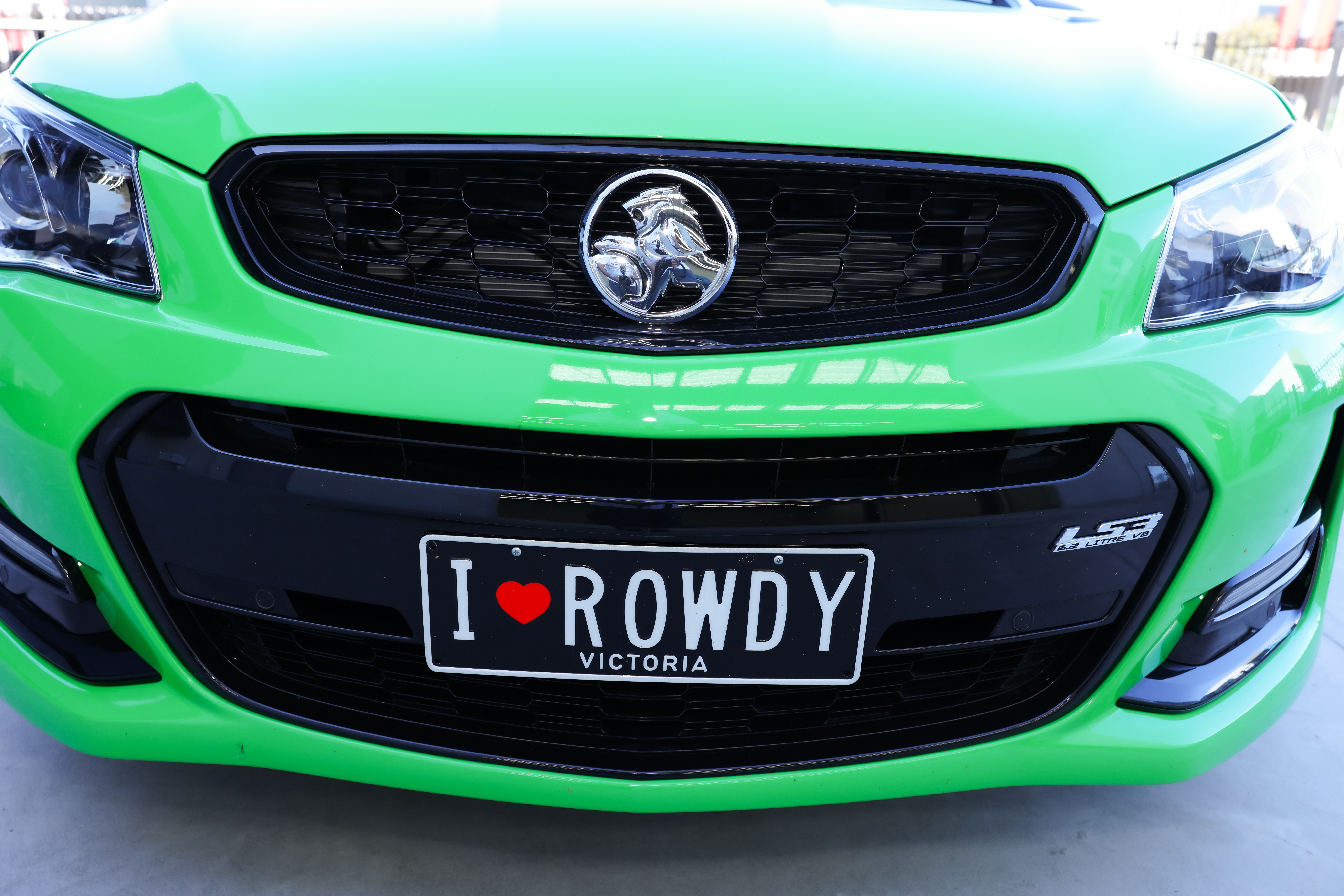 2017 HOLDEN COMMODORE (VFII) SS V REDLINE - 3,255 KM for sale by ...