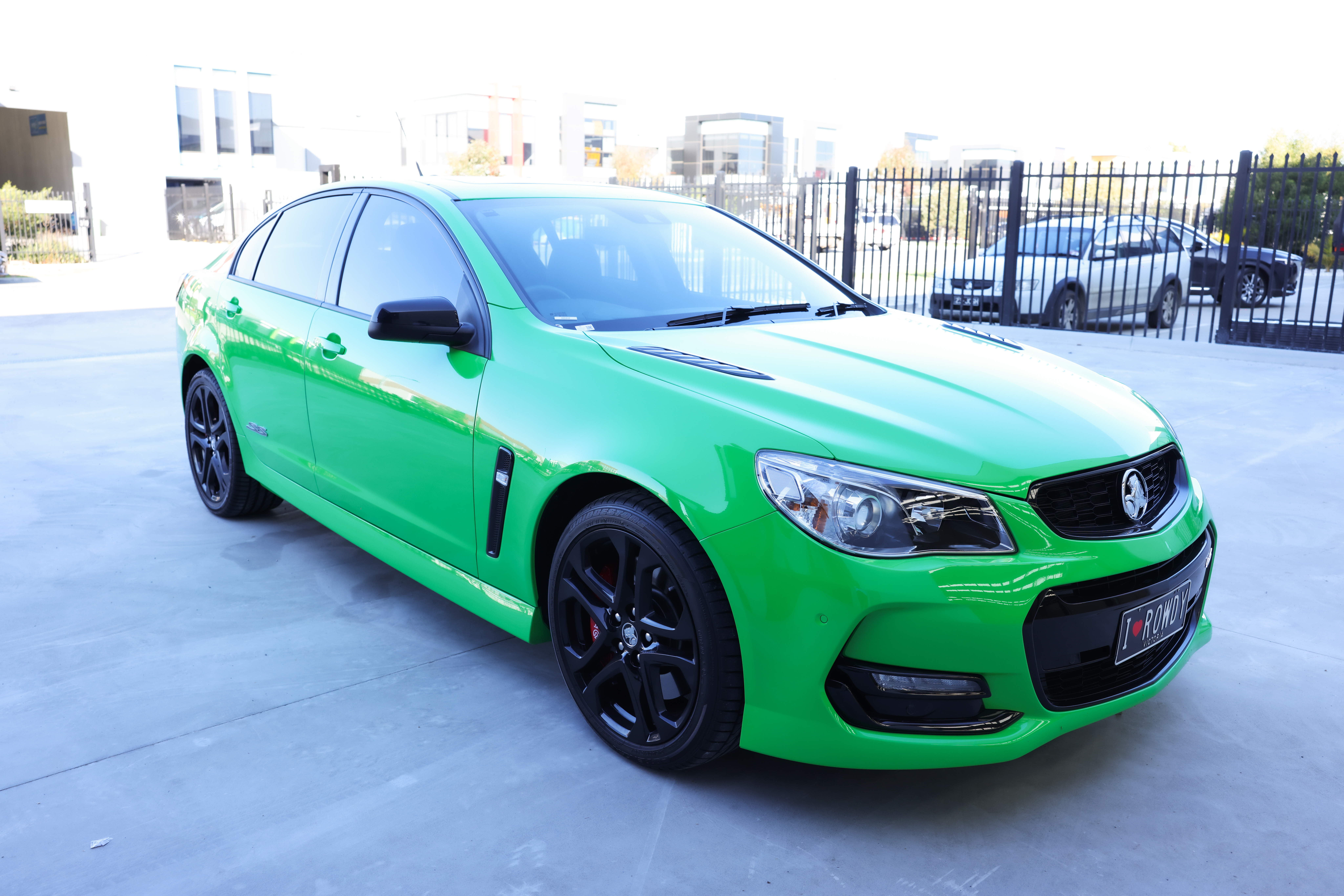 2017 HOLDEN COMMODORE (VFII) SS V REDLINE - 3,255 KM for sale by ...