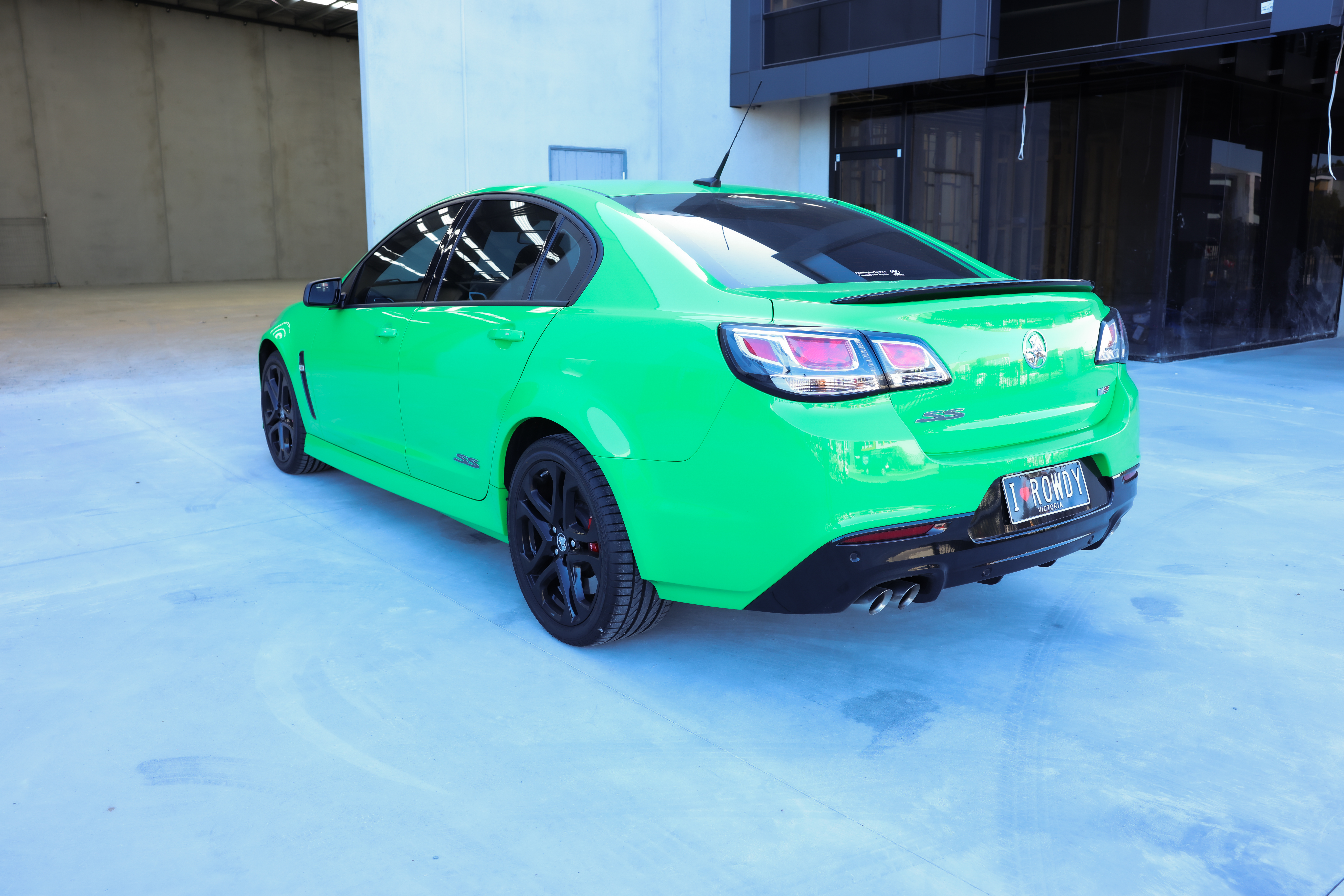 2017 HOLDEN COMMODORE (VFII) SS V REDLINE - 3,255 KM for sale by ...