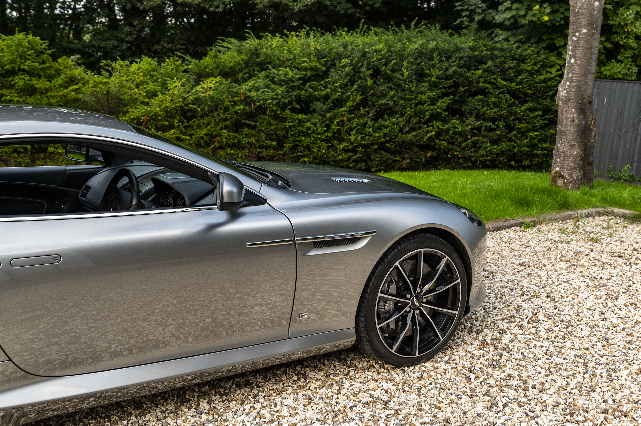 2015 ASTON MARTIN DB9 GT '007 BOND EDITION' - 5,439 MILES for sale by ...