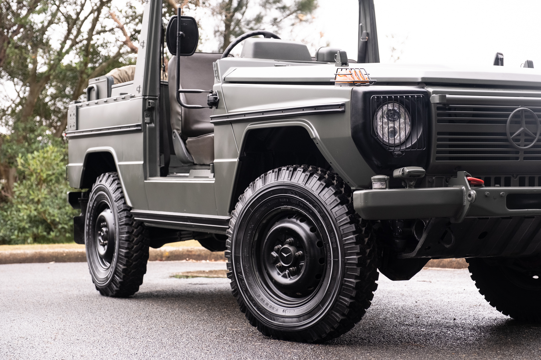 1990 MERCEDES-BENZ (W461) 240GD WOLF for sale by auction in Cremorne ...