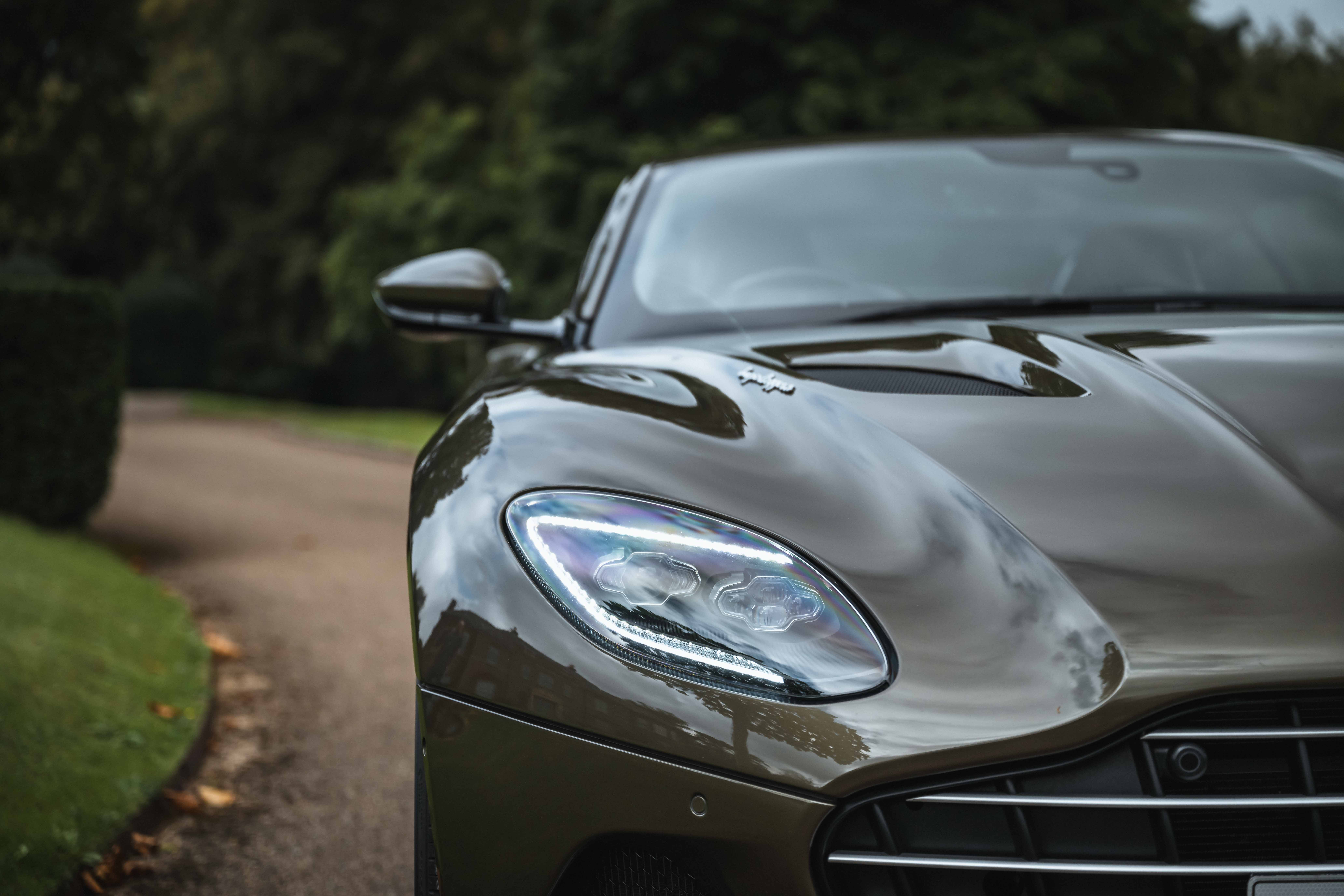 2019 ASTON MARTIN DBS SUPERLEGGERA - OHMSS EDITION for sale by auction ...