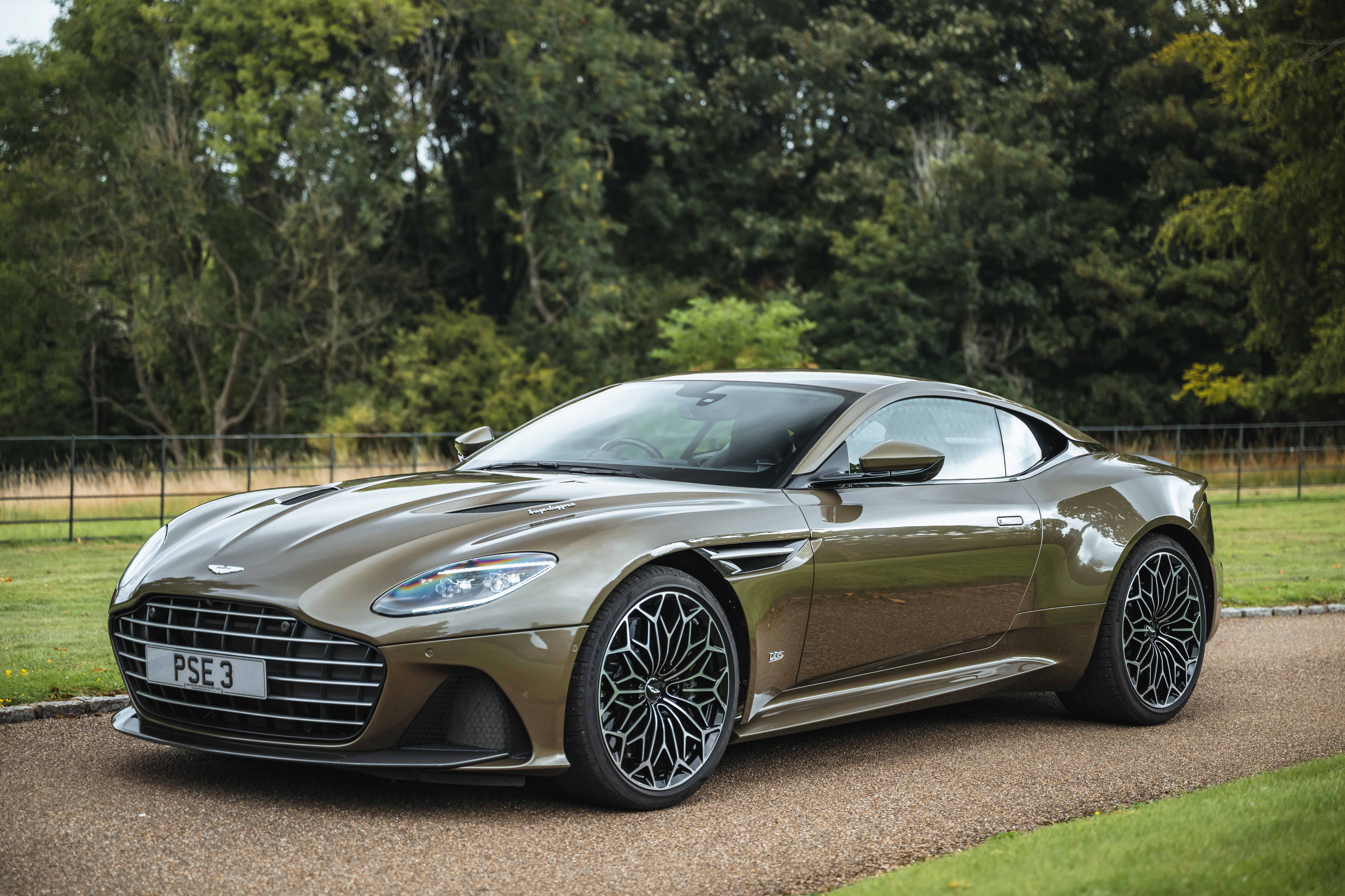 2019 ASTON MARTIN DBS SUPERLEGGERA - OHMSS EDITION for sale by auction ...