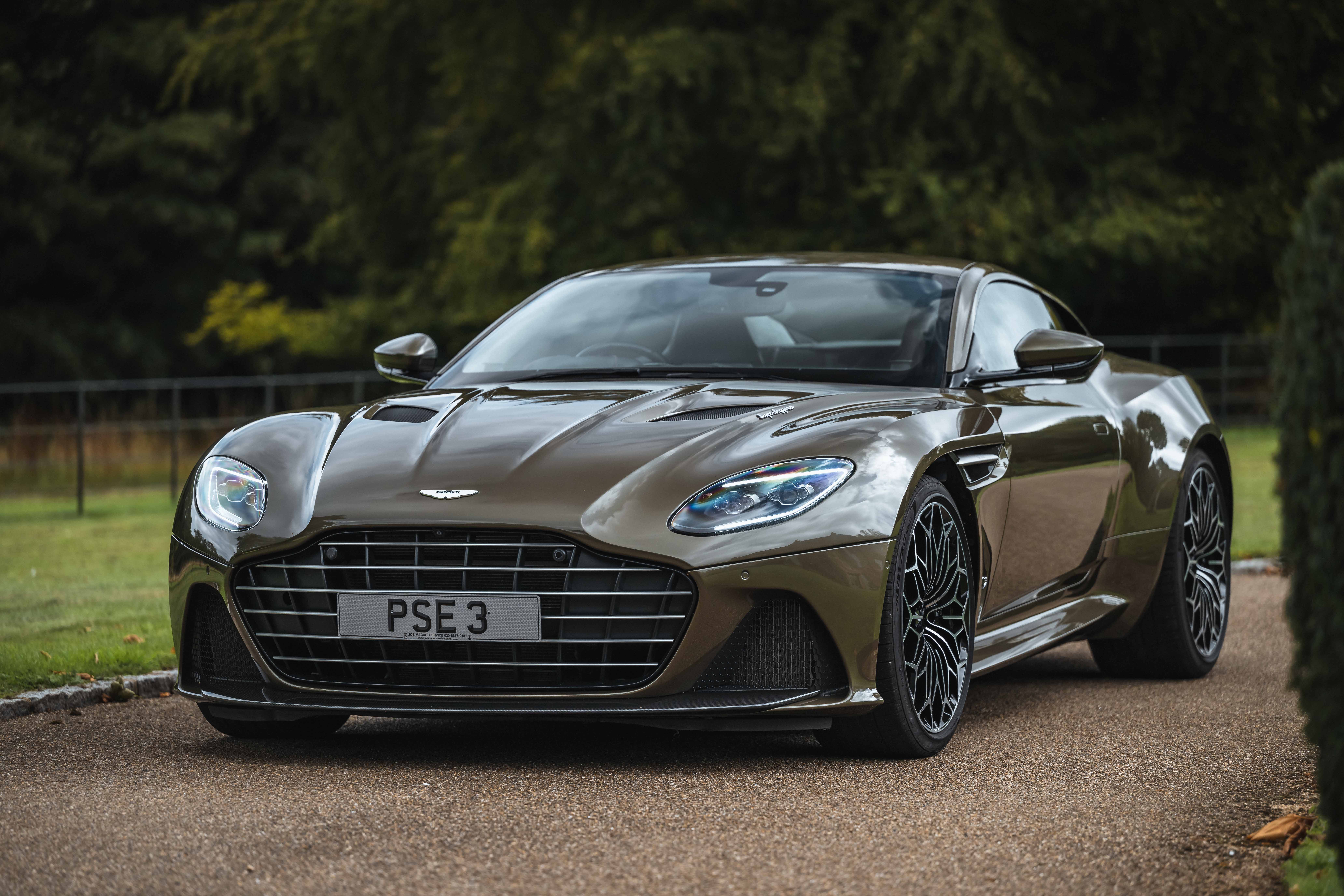 2019 ASTON MARTIN DBS SUPERLEGGERA - OHMSS EDITION for sale by auction ...