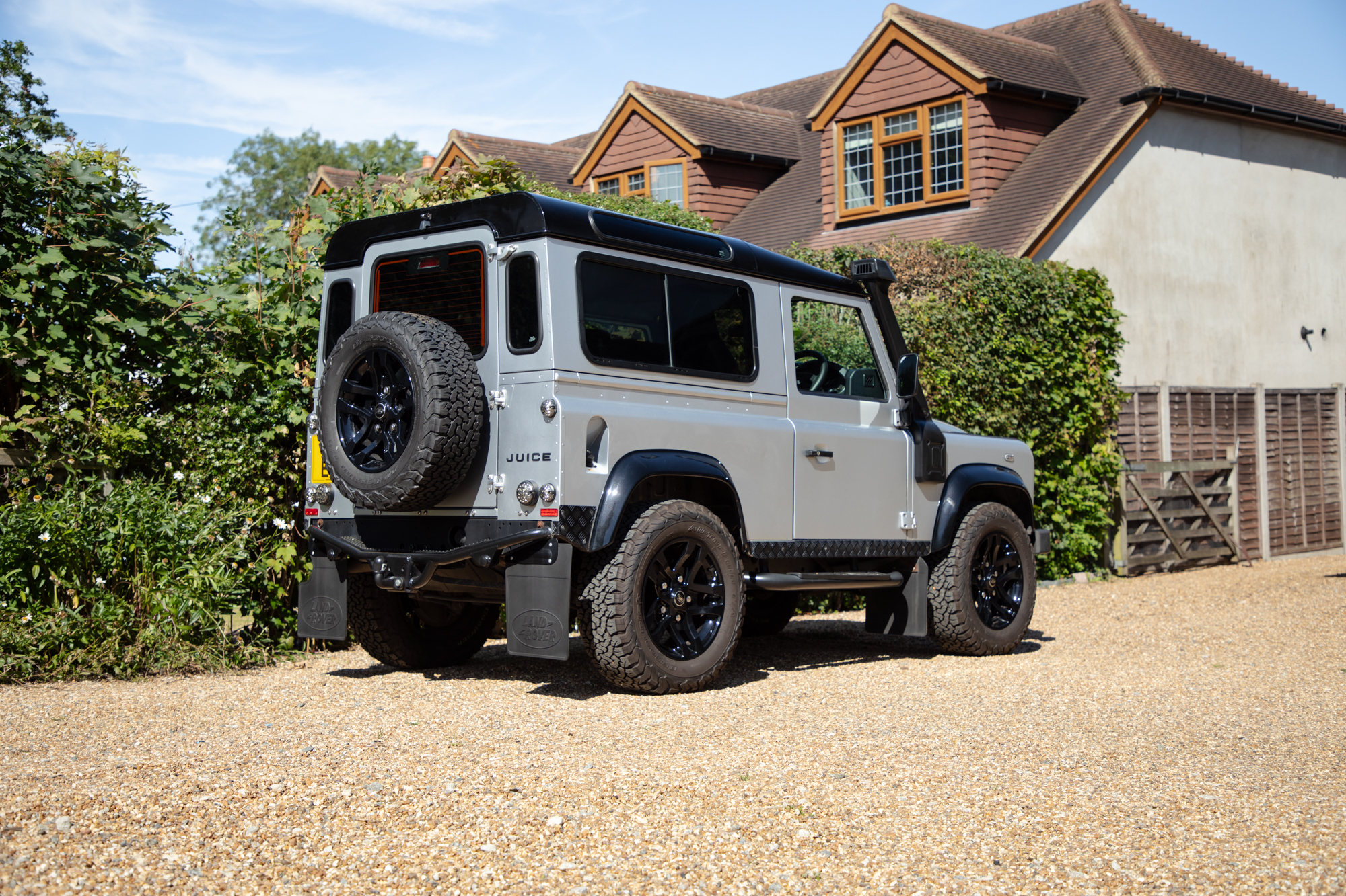 2014 LAND ROVER DEFENDER 90 XS STATION WAGON - JUICE MOTORS for sale by ...