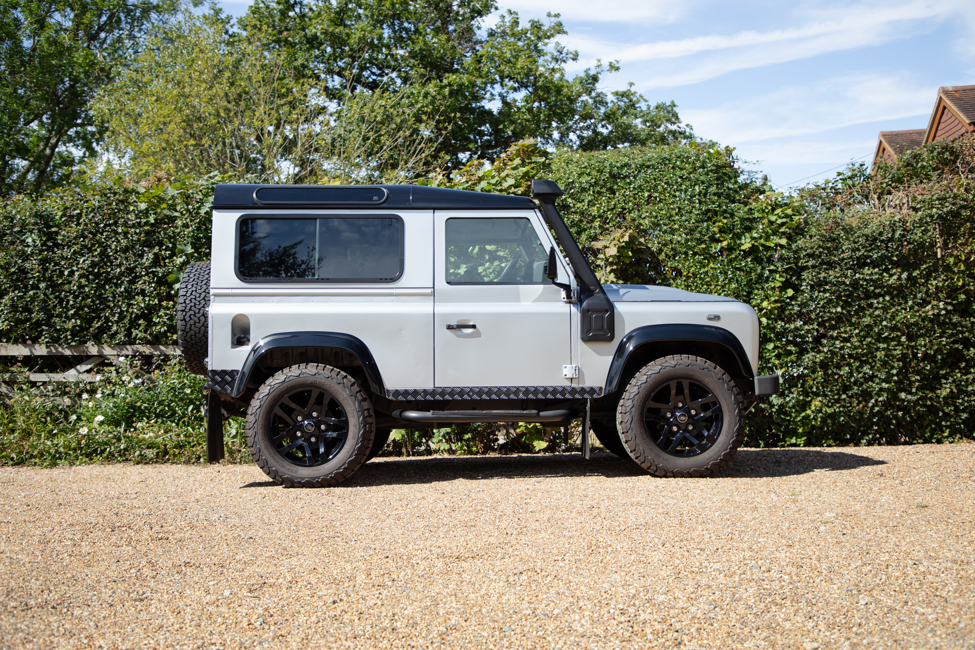 2014 LAND ROVER DEFENDER 90 XS STATION WAGON - JUICE MOTORS for sale by ...