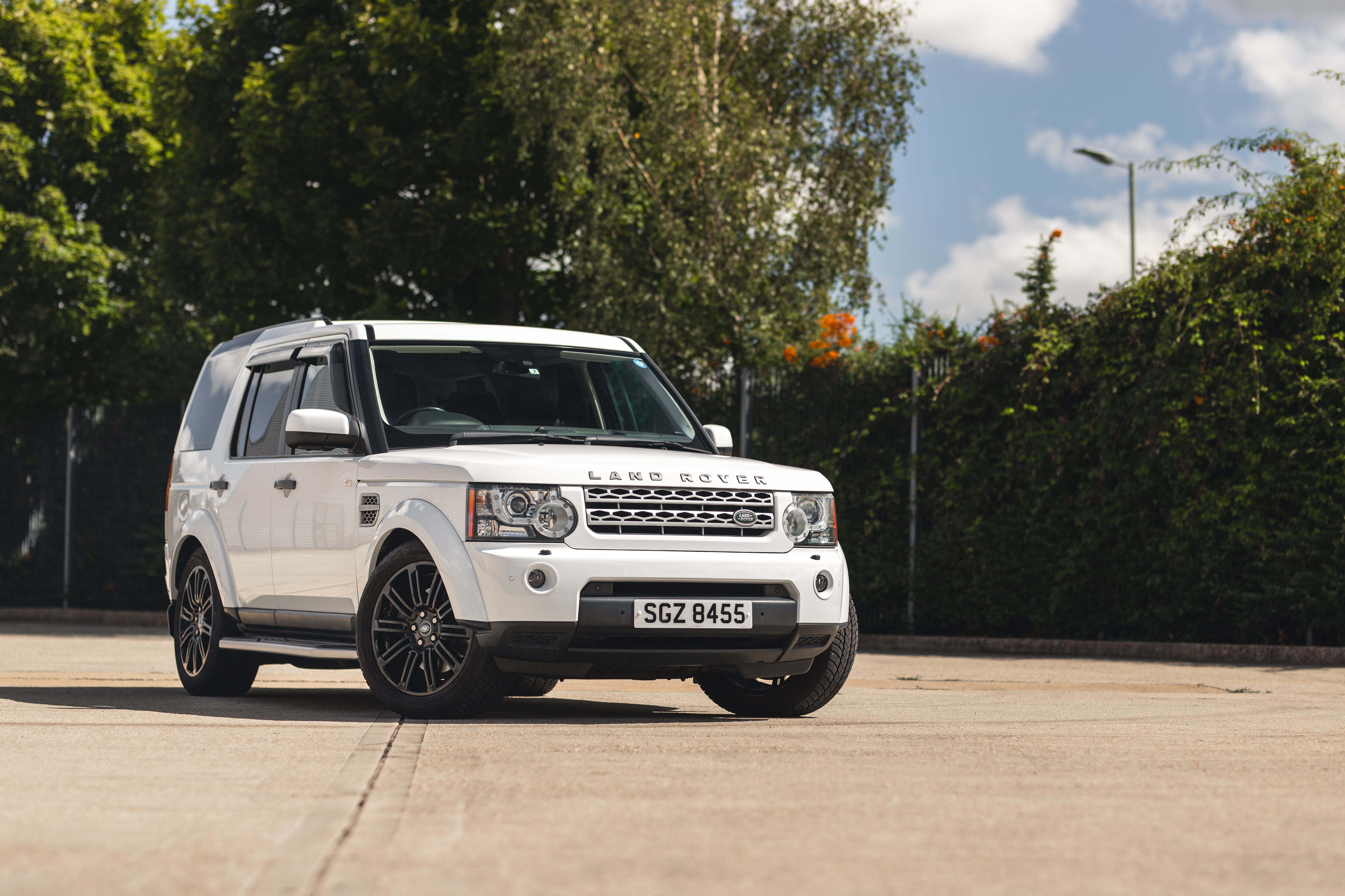 2011 LAND ROVER DISCOVERY 4 5.0L V8 for sale by auctionin Newbury ...