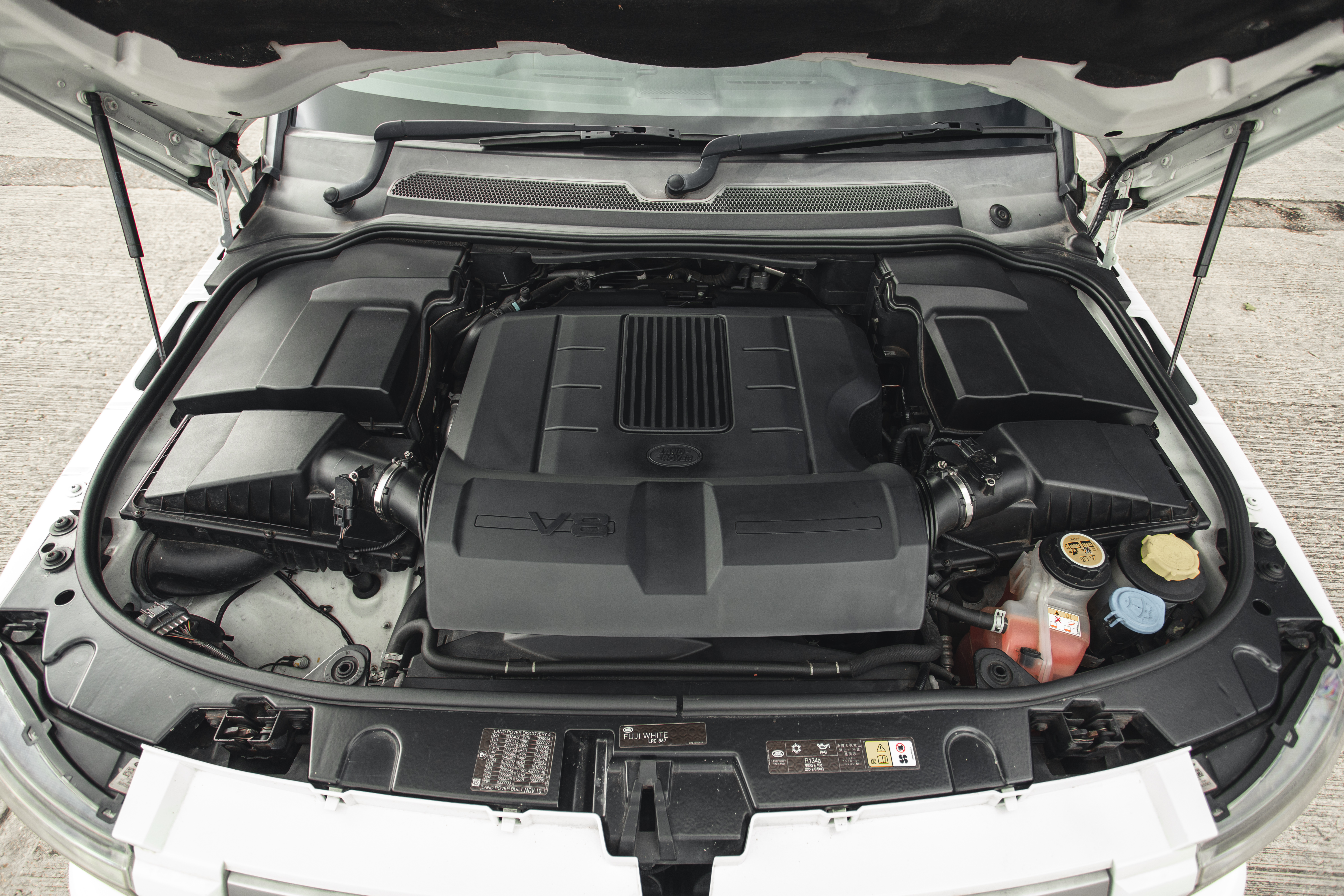 2011 LAND ROVER DISCOVERY 4 5.0L V8 for sale by auctionin Newbury ...