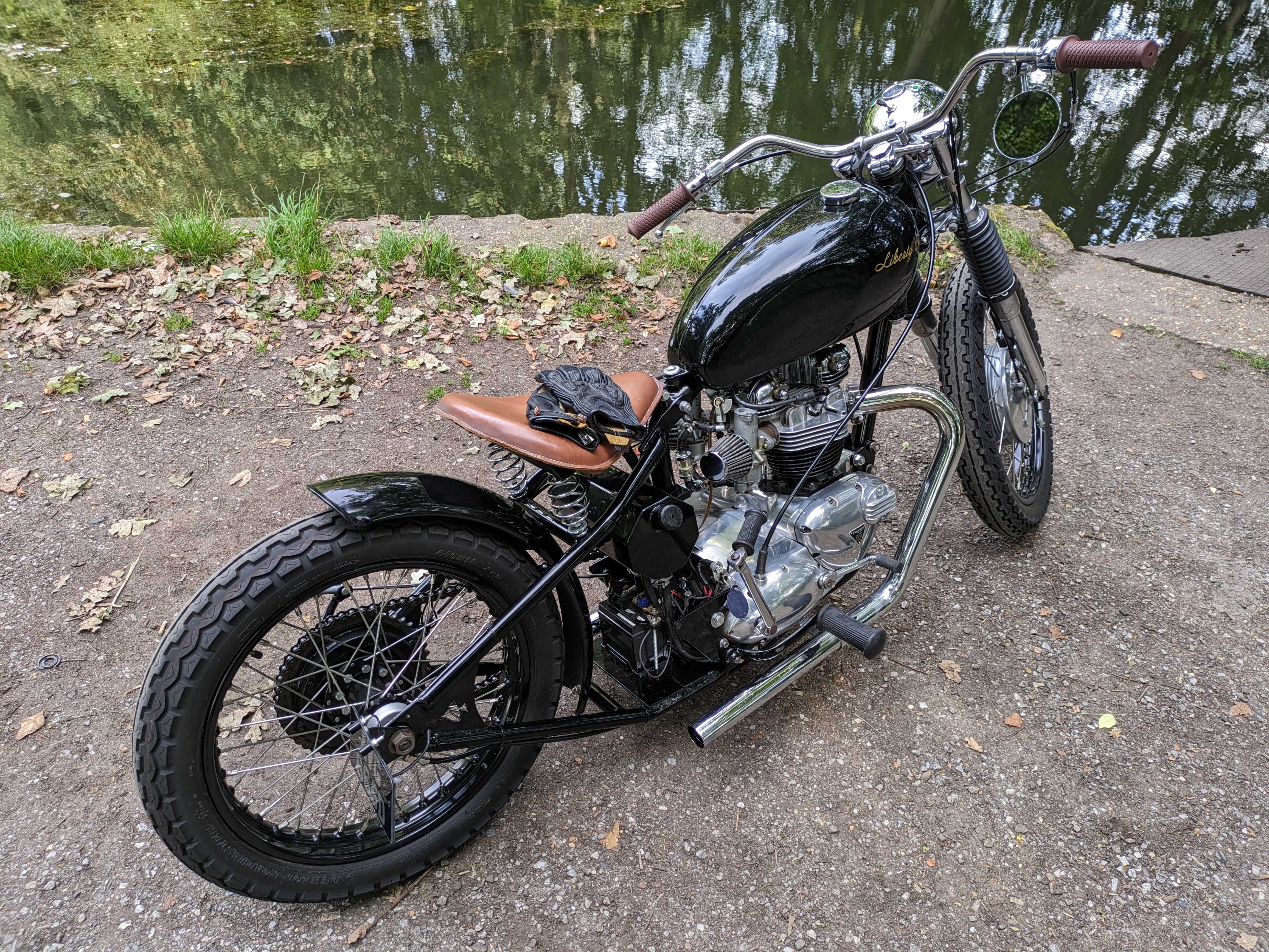 1966 TRIUMPH TR6 650 TROPHY CUSTOM for sale by auctionin Hornchurch ...
