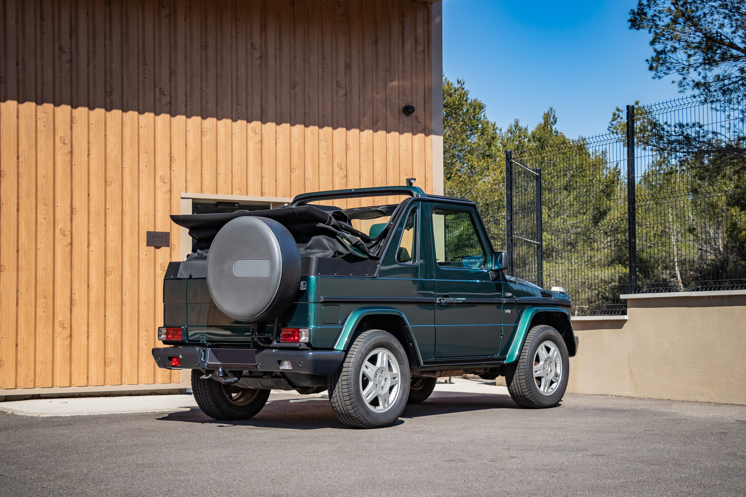 1998 MERCEDES-BENZ (W463) G500 CABRIOLET - 13,891 KM for sale by ...