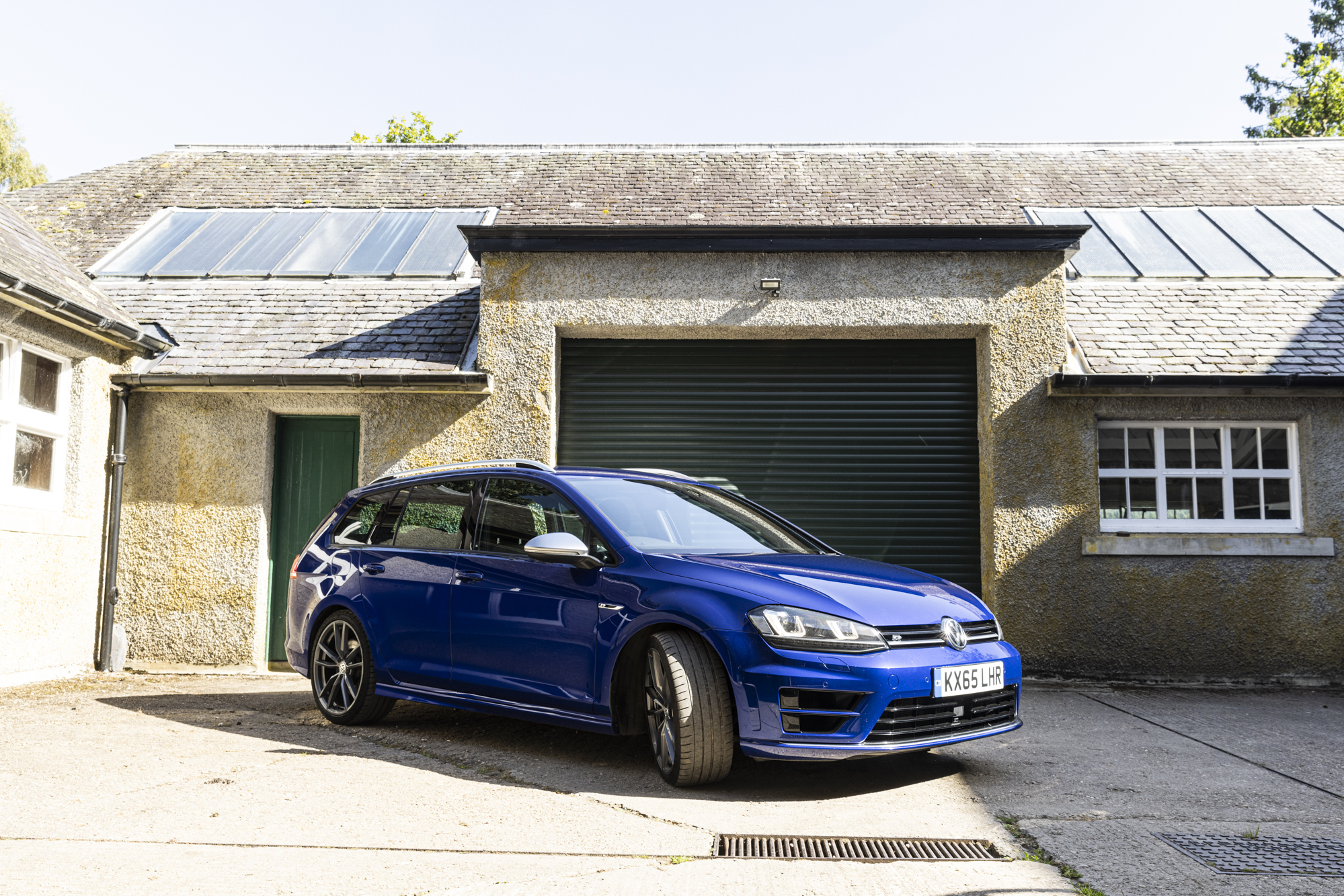 2015 Volkswagen Golf R Estate for sale by auction in Aberfeldy, Perth ...