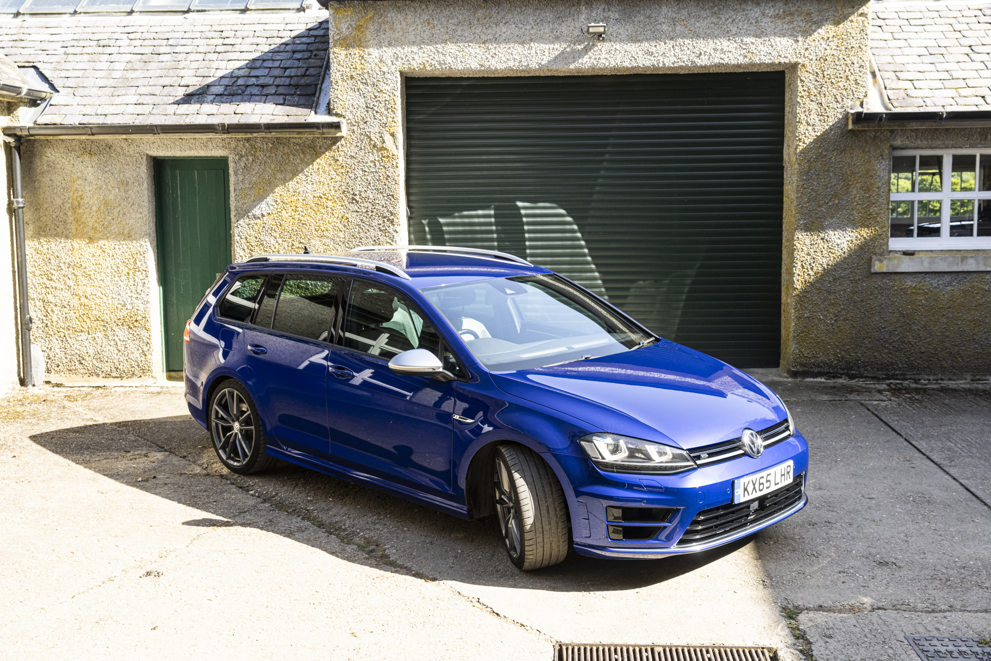 2015 Volkswagen Golf R Estate for sale by auction in Aberfeldy, Perth ...