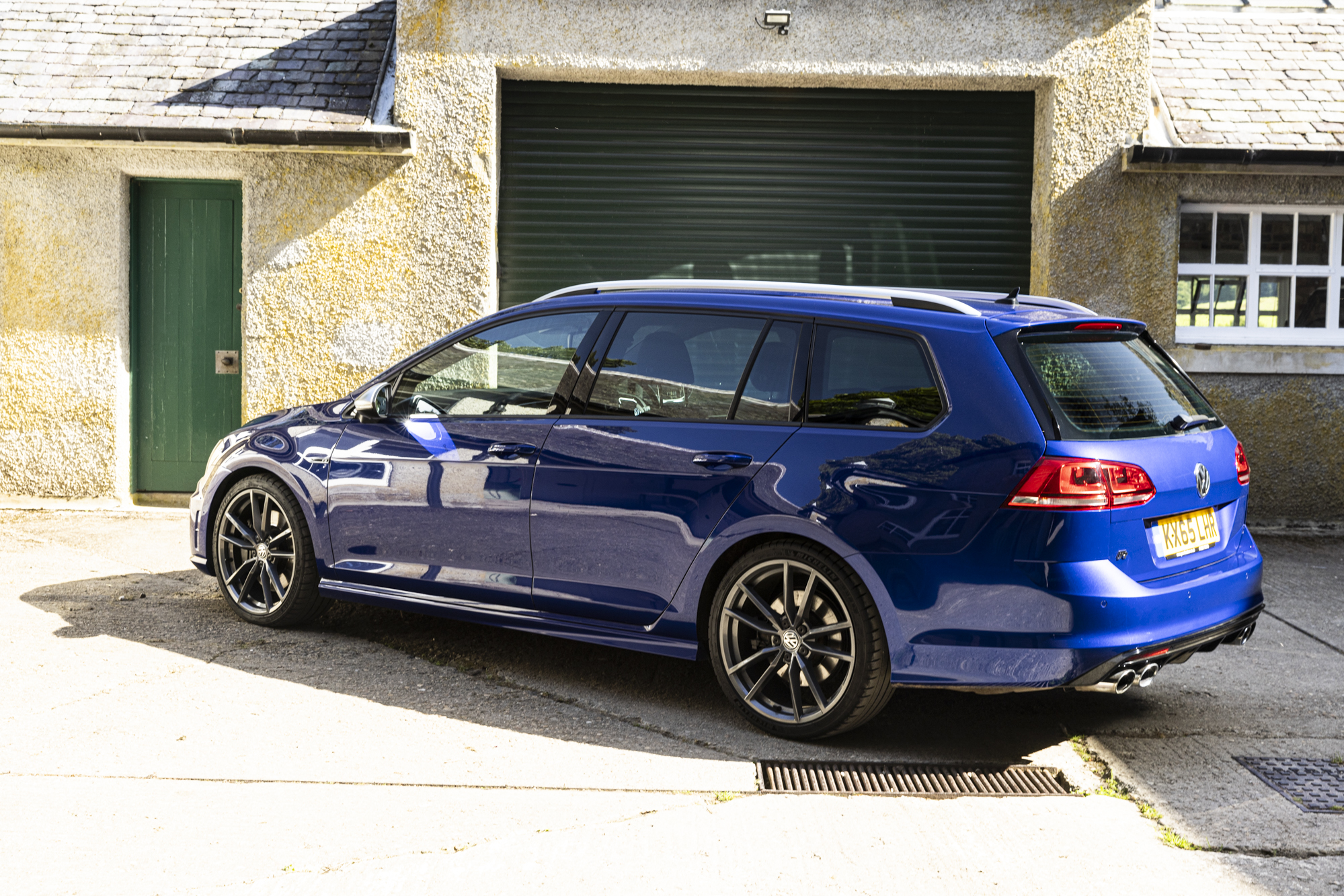 2015 Volkswagen Golf R Estate for sale by auction in Aberfeldy, Perth ...