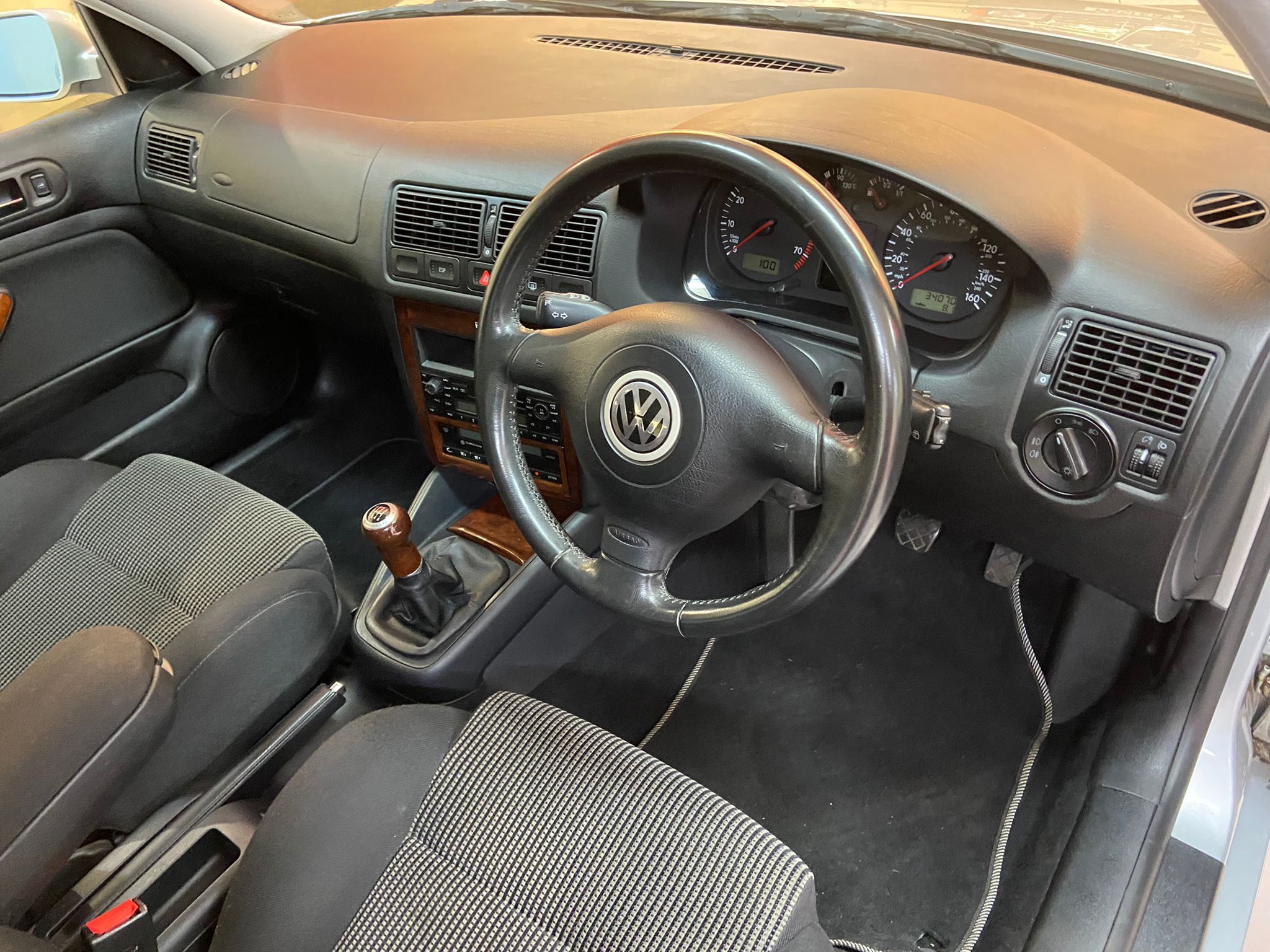 2001 Volkswagen Golf (Mk4) 2.8 V6 4MOTION for sale by classified ...