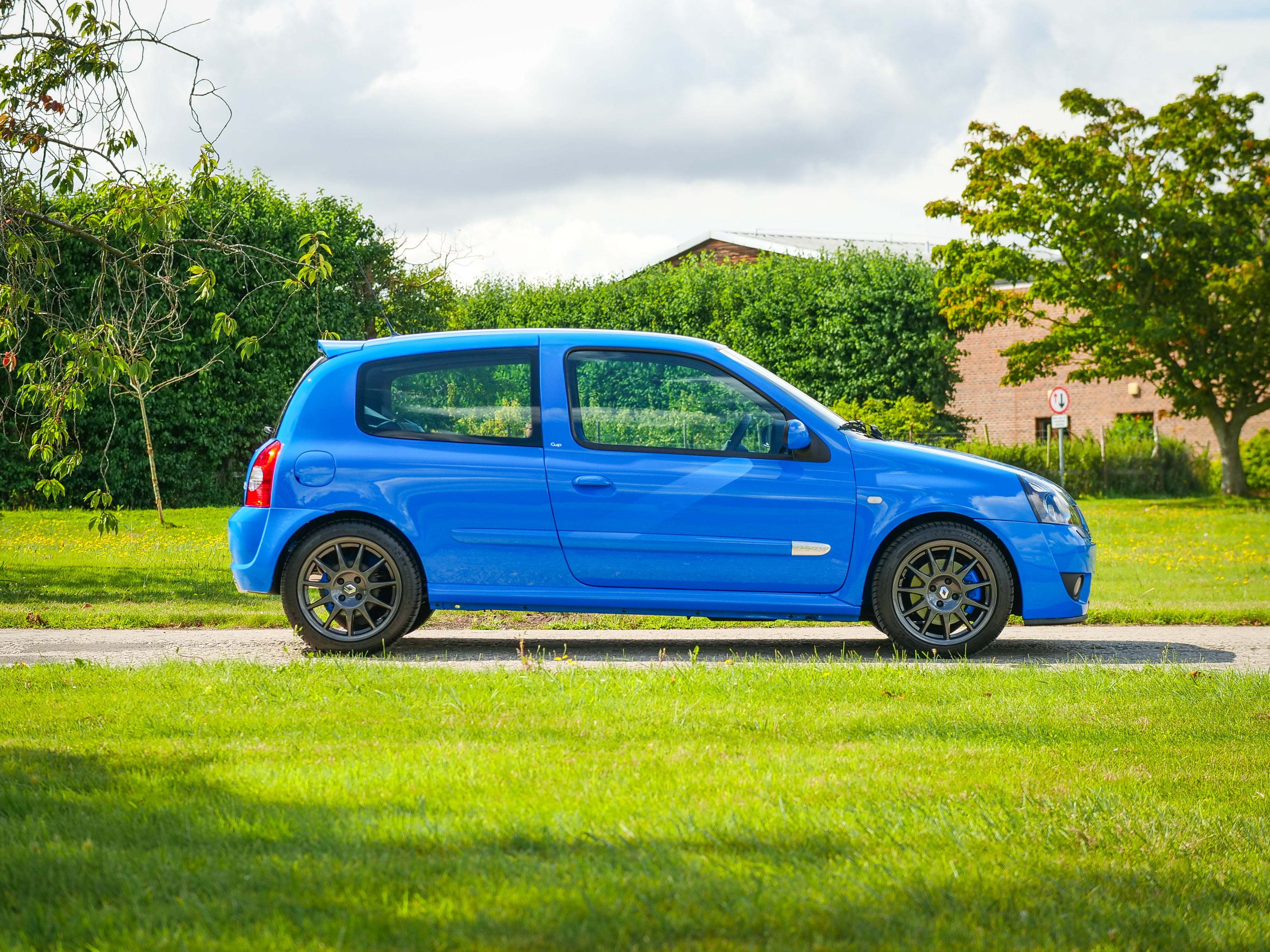 2005 Renaultsport Clio 182 Cup for sale by auction in West Malling ...
