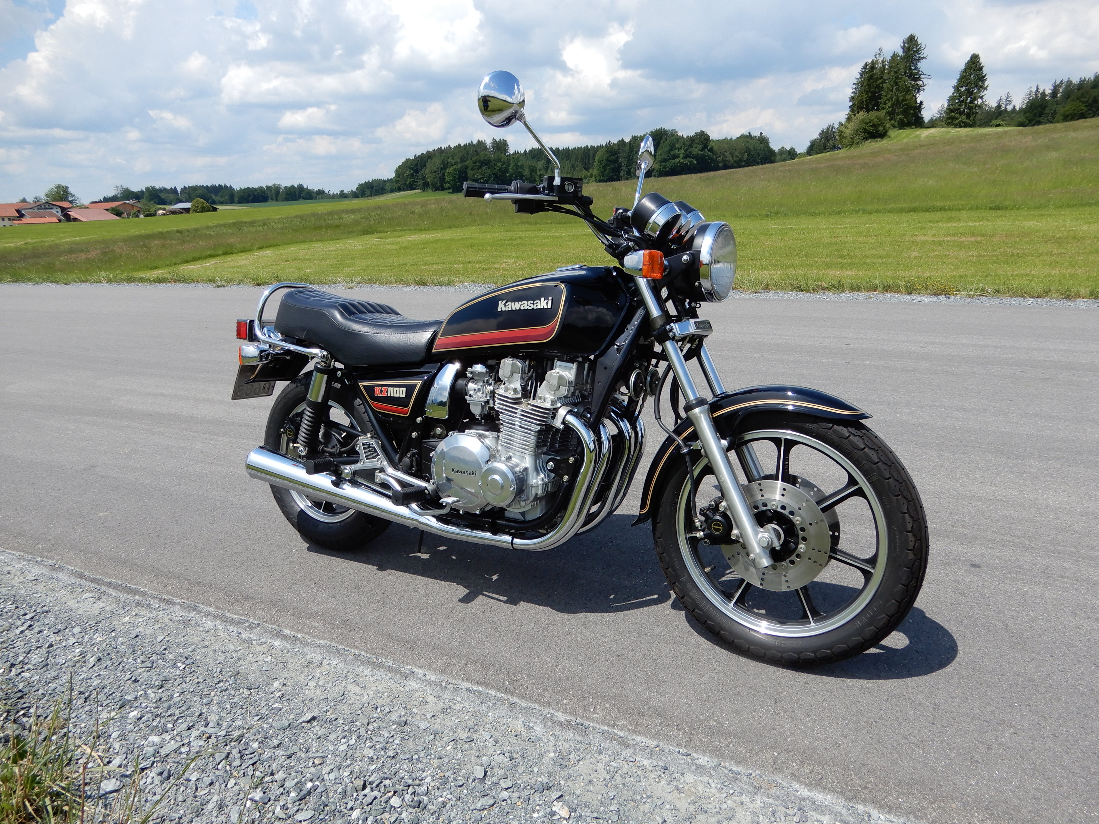 1982 Kawasaki KZ1100-A3 - 639 MILES for sale by auction in Traunstein ...