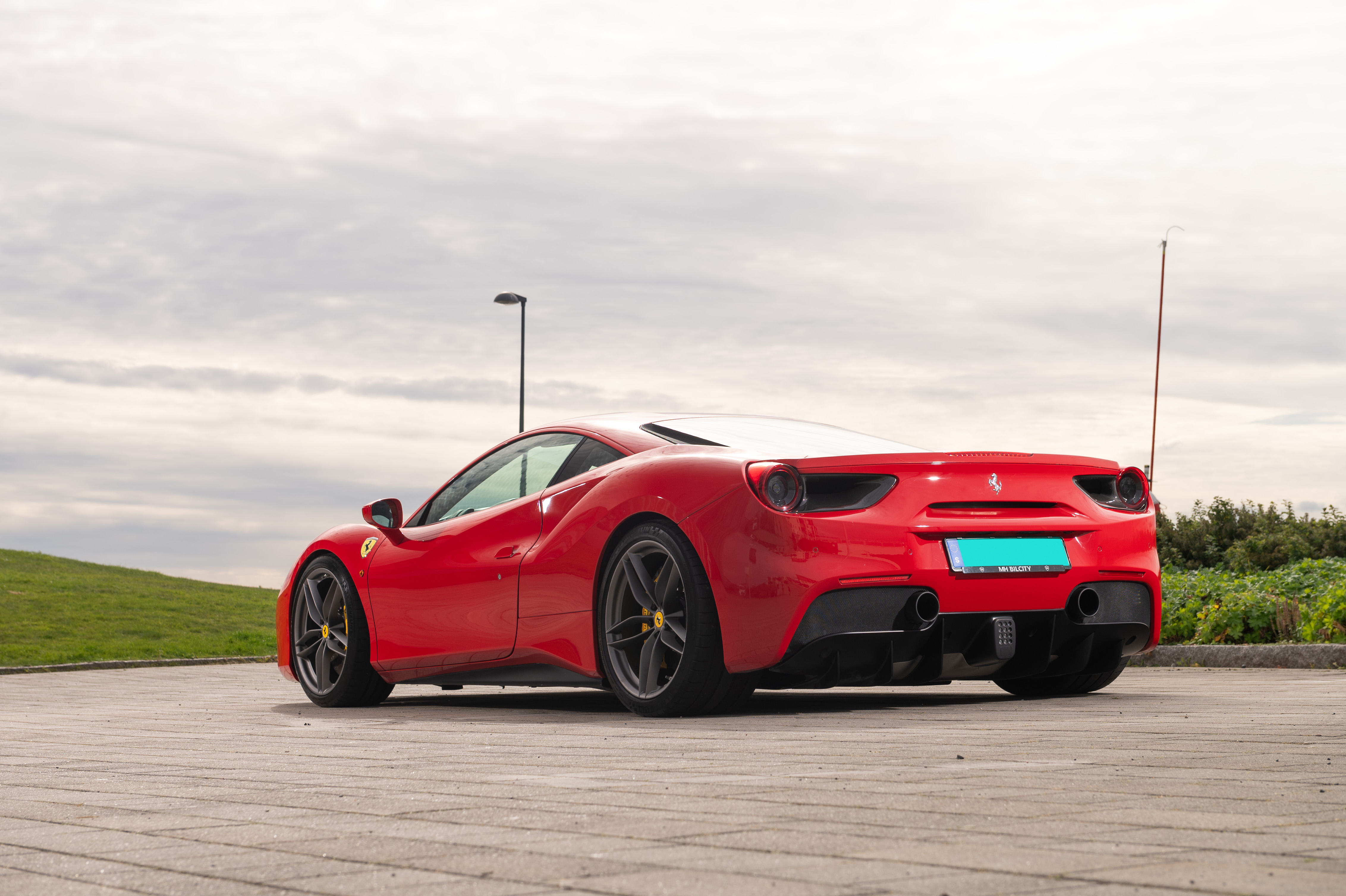 2016 Ferrari 488 GTB for sale by auction in Jönköping, Sweden