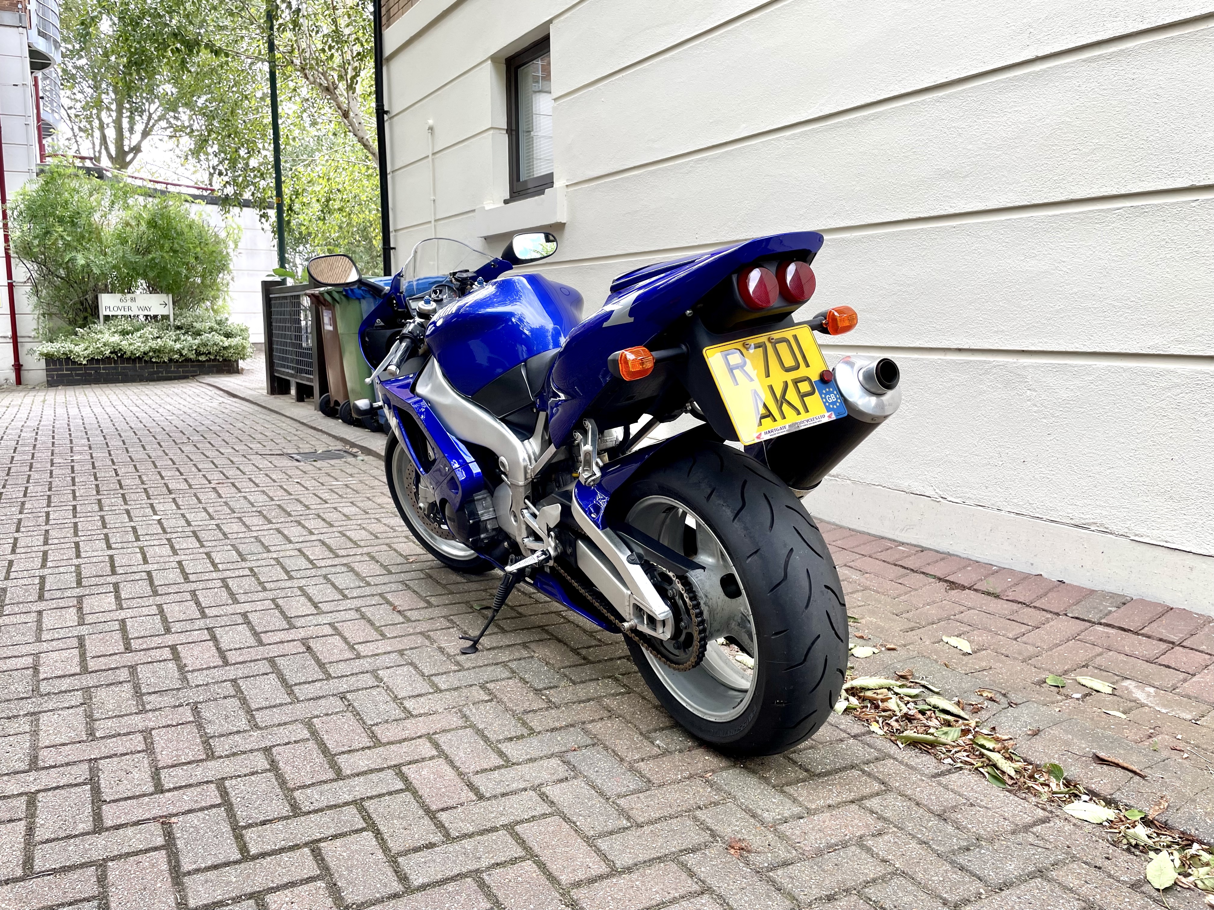1998 Yamaha R1 for sale by classified listing in London, United Kingdom