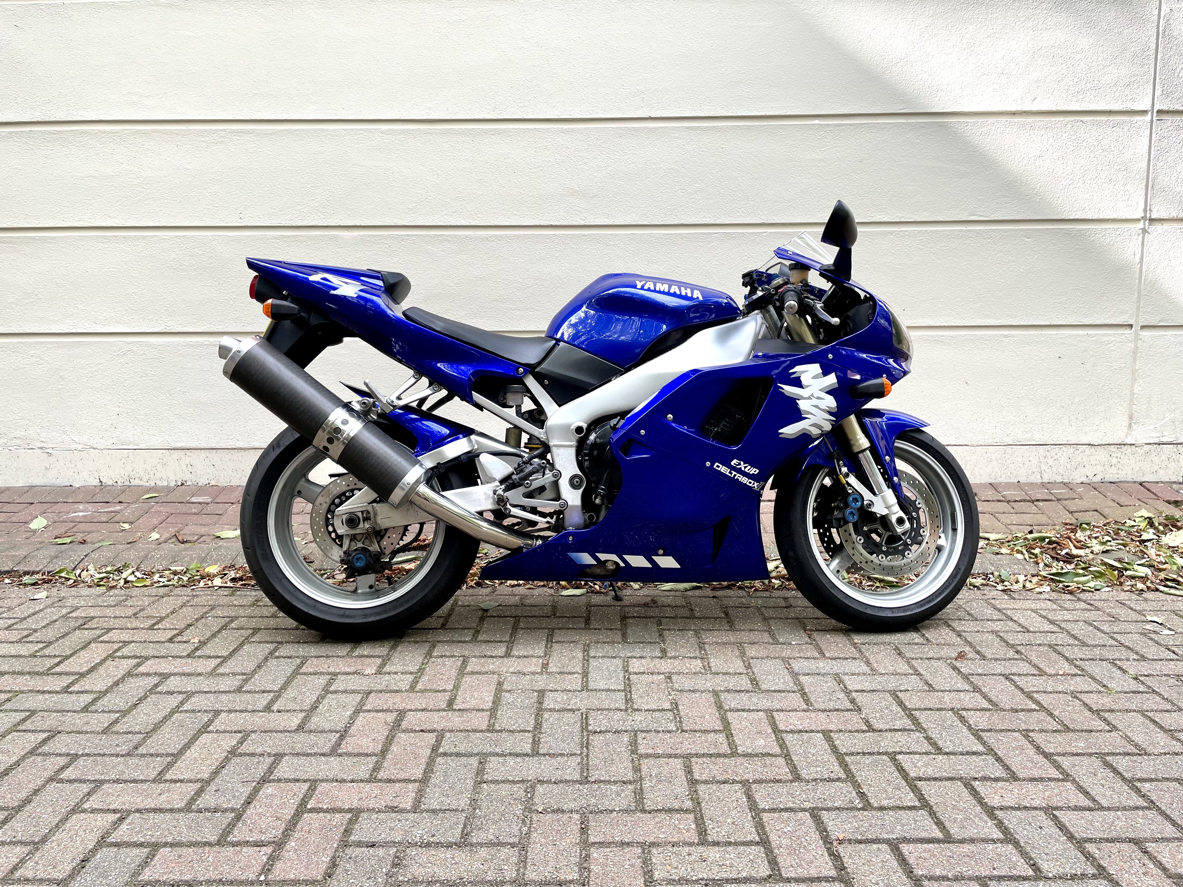1998 Yamaha R1 for sale by classified listing in London, United Kingdom
