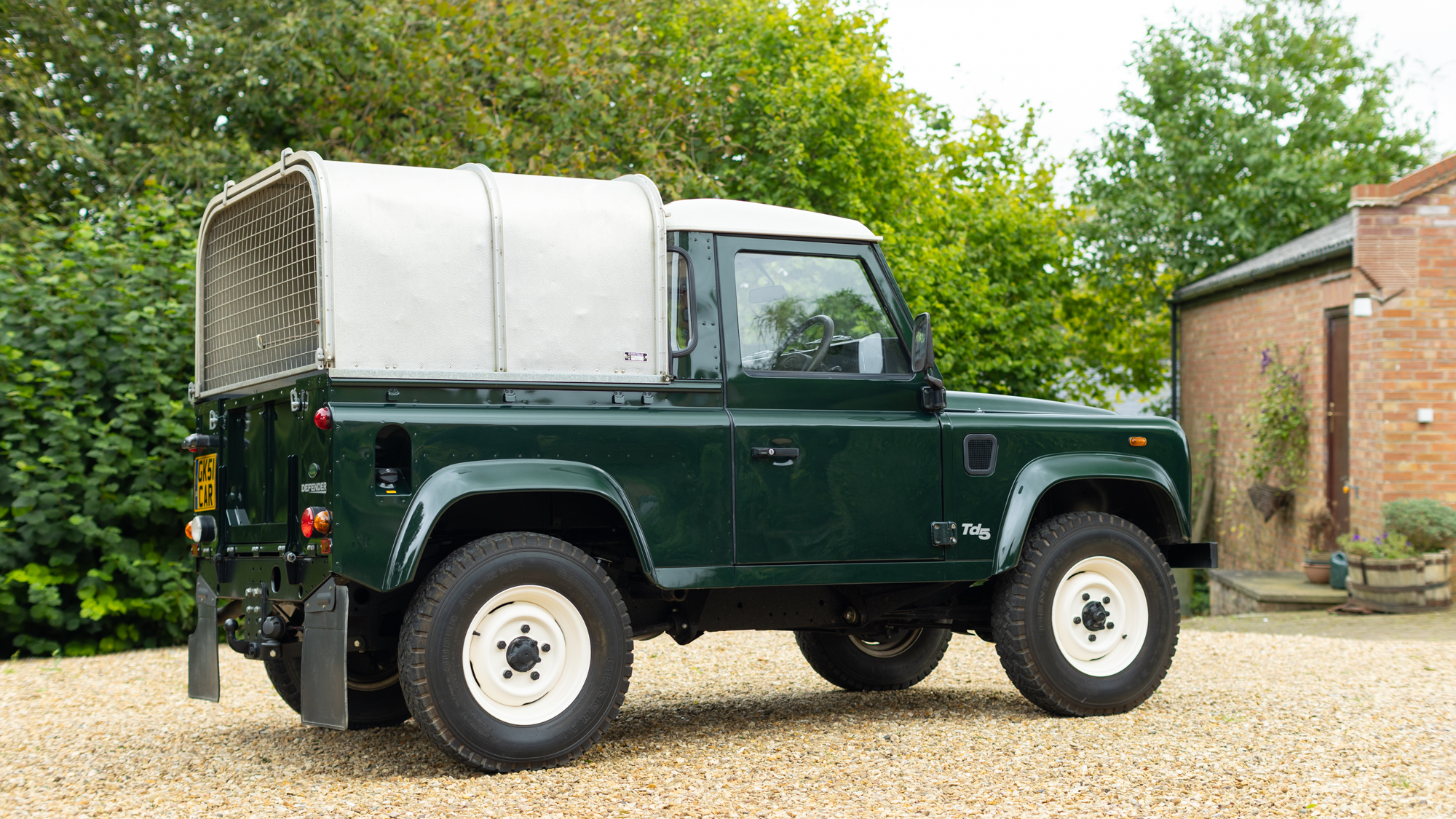 2002 Land Rover Defender 90 TD5 Pick Up for sale by auction in Melton ...