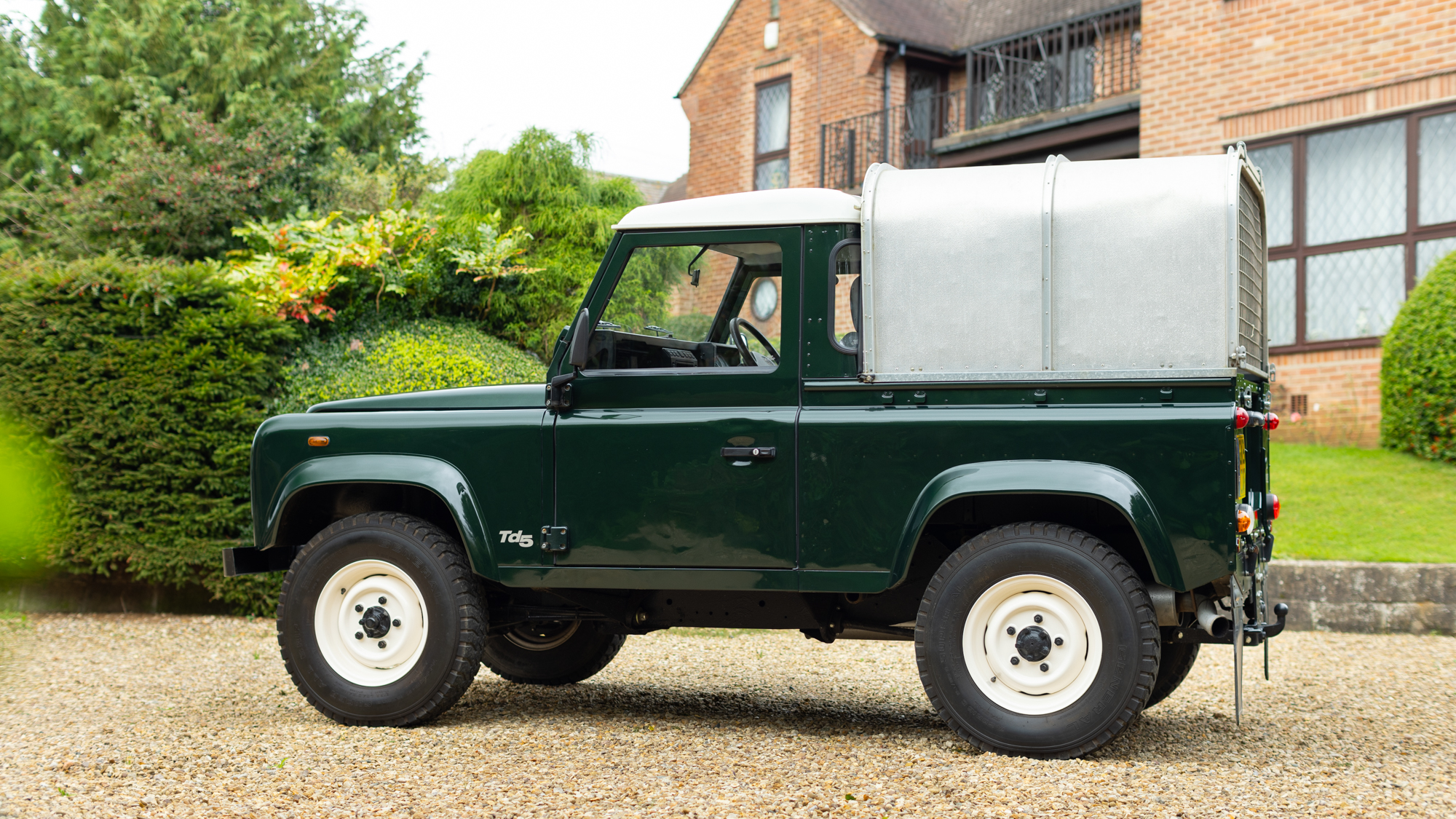 2002 Land Rover Defender 90 TD5 Pick Up for sale by auction in Melton ...