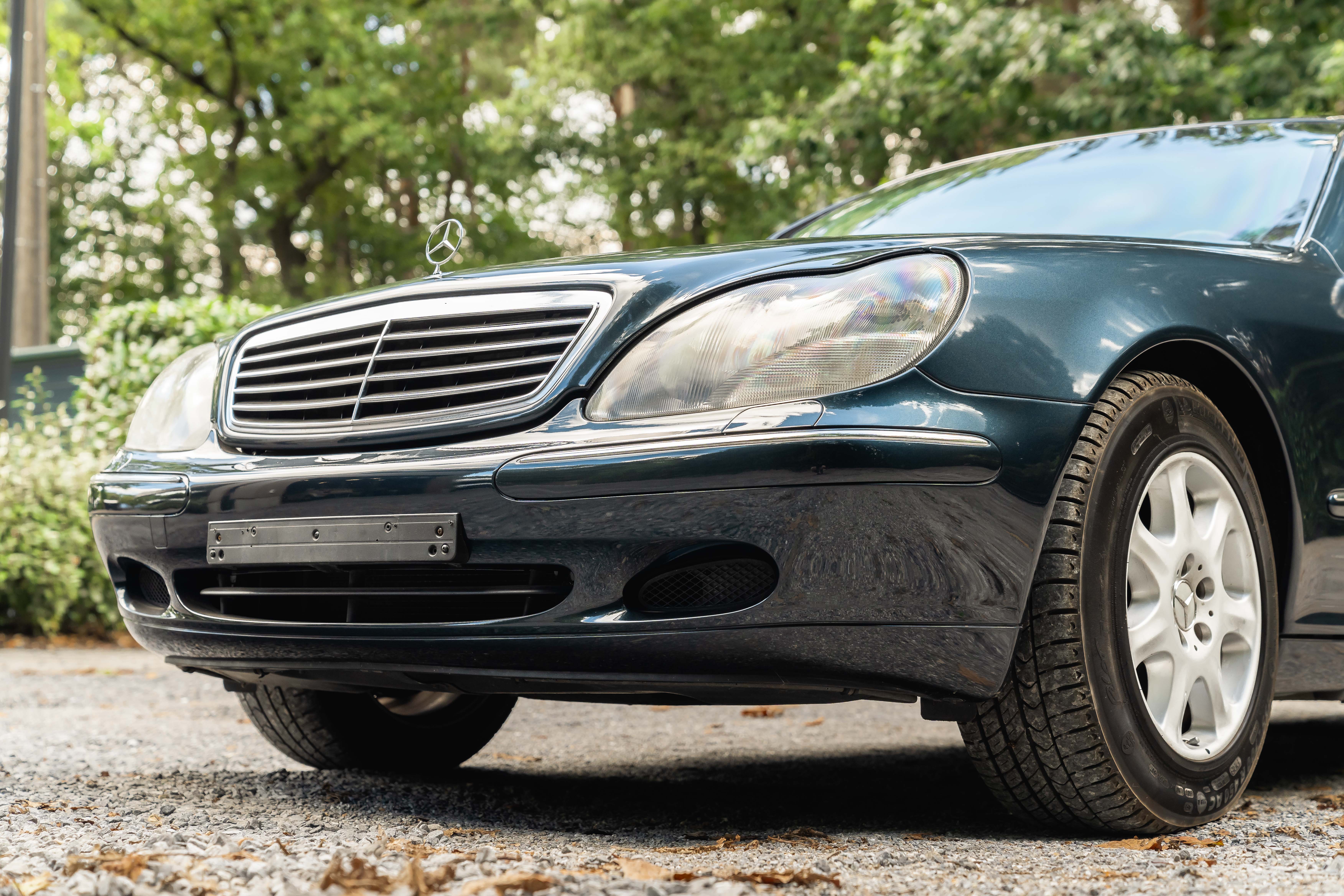2002 Mercedes-Benz (W220) S500 'GUARD' B7 for sale by auction in Malle ...