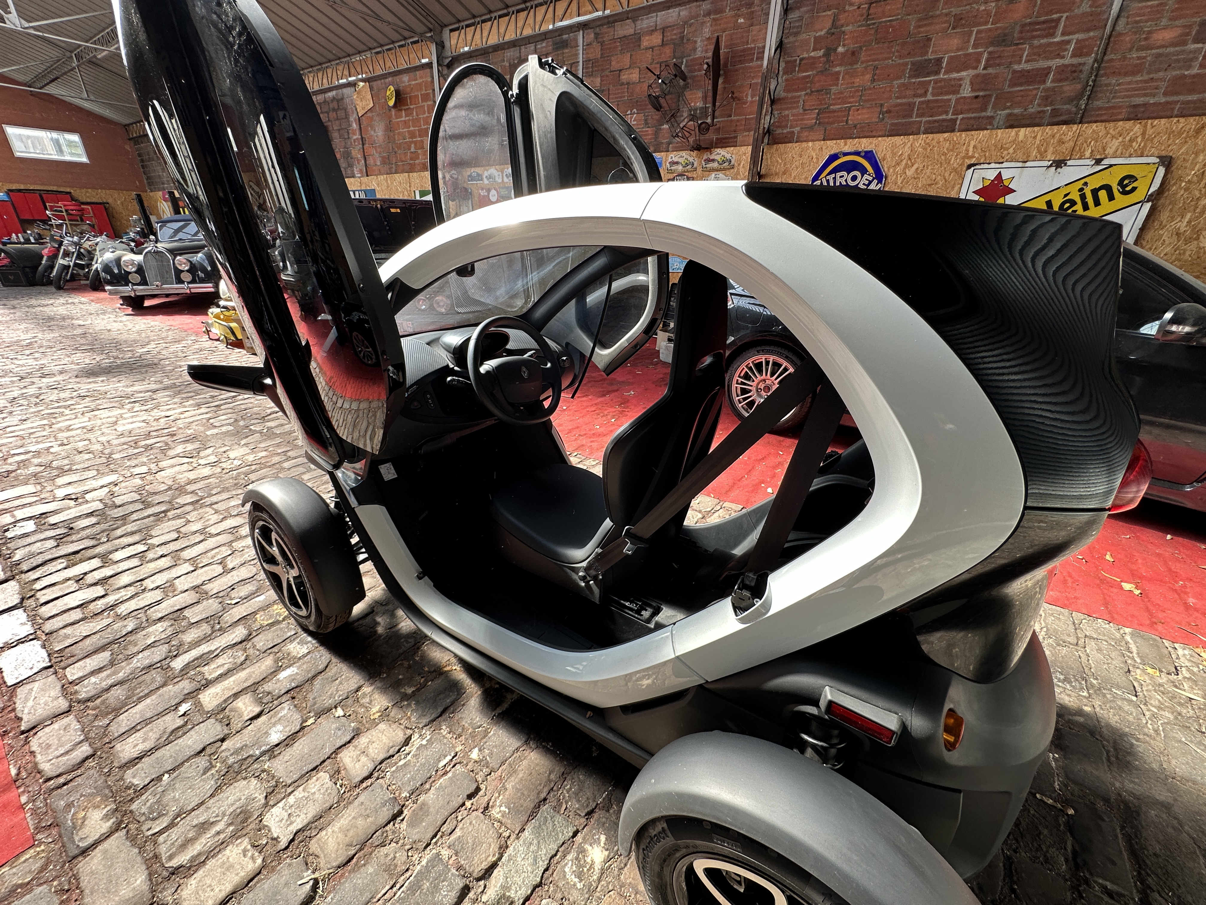 2019 Renault Twizy 45 Technic - 223 KM for sale by auction in Paris, France