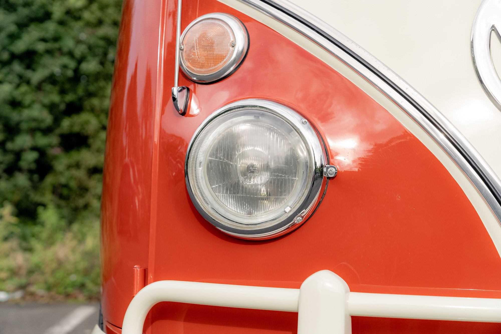 1974 Volkswagen T2 15-Window Splitscreen Campervan for sale by auction ...