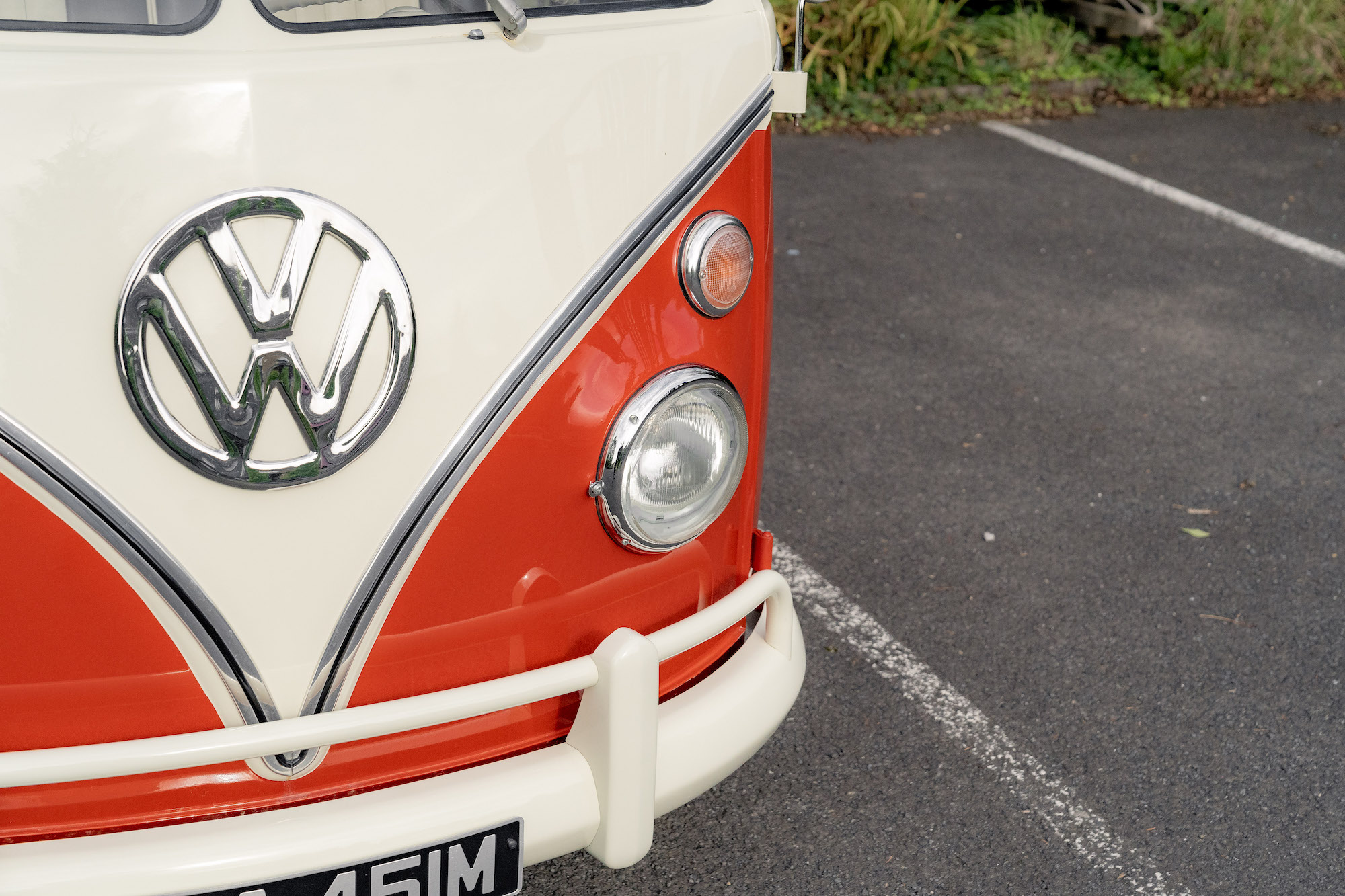 1974 Volkswagen T2 15-Window Splitscreen Campervan for sale by auction ...
