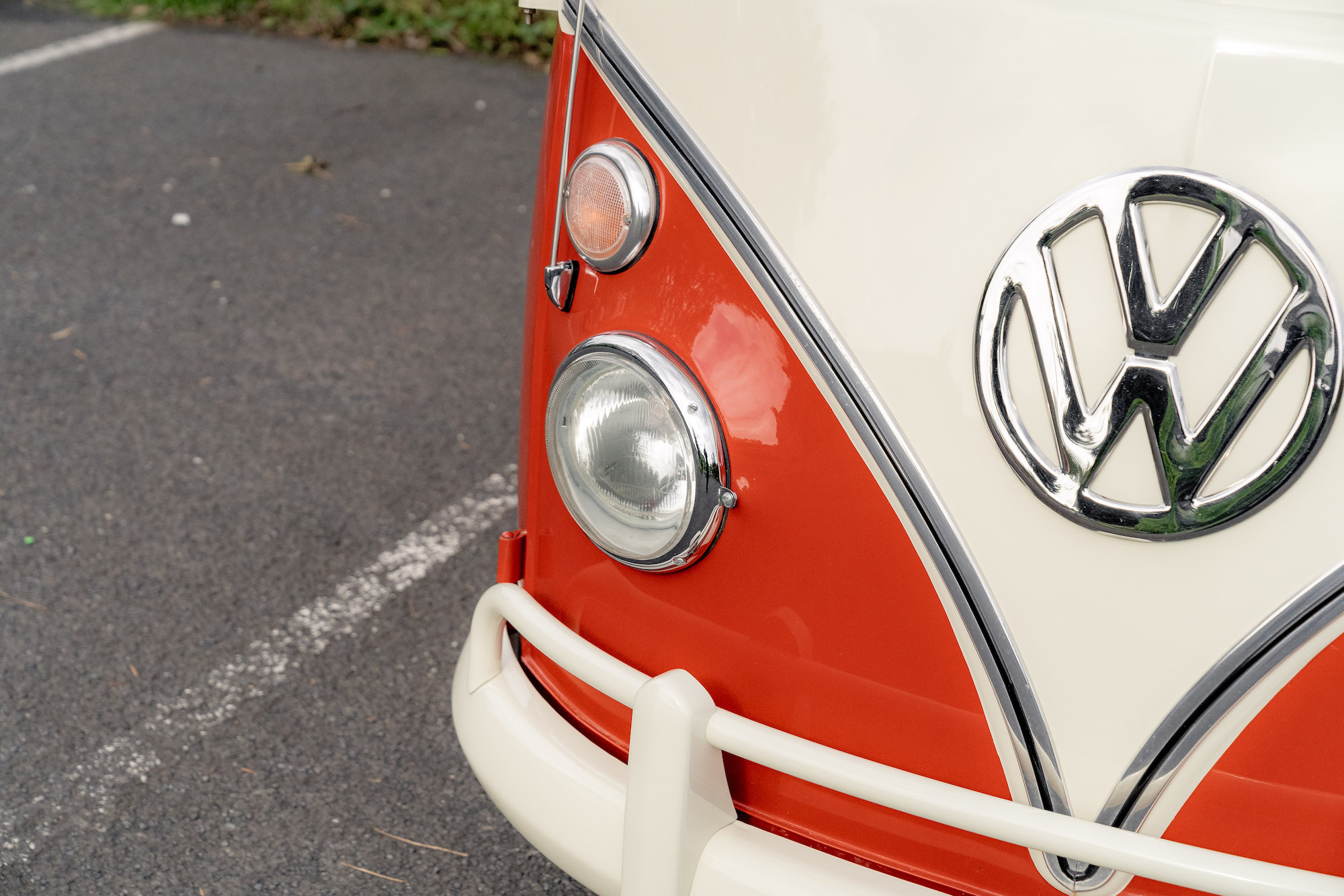 1974 Volkswagen T2 15-Window Splitscreen Campervan for sale by auction ...