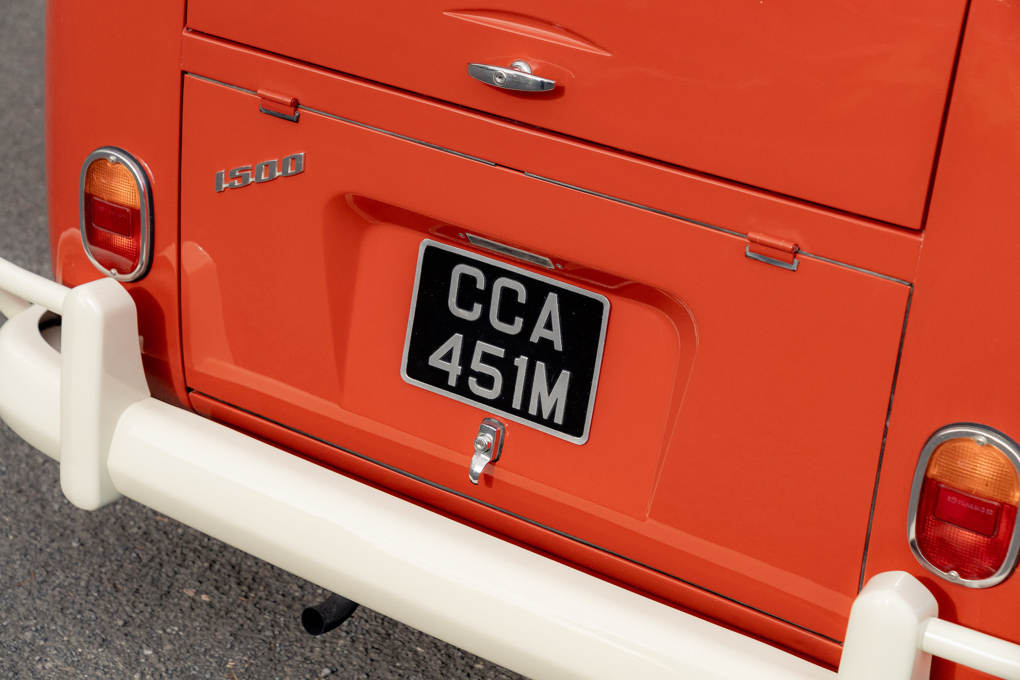 1974 Volkswagen T2 15-Window Splitscreen Campervan for sale by auction ...