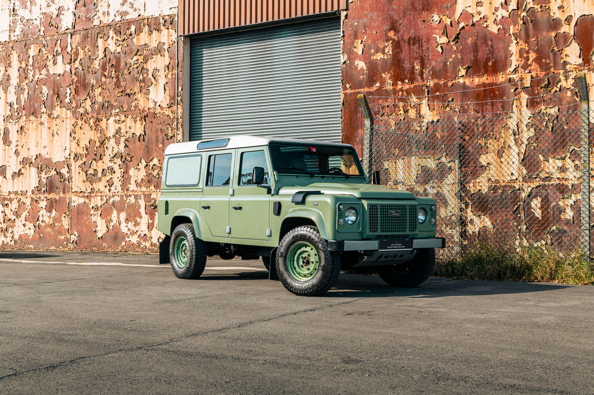 2016 Land Rover Defender 110 Heritage - LHD for sale by auction in ...