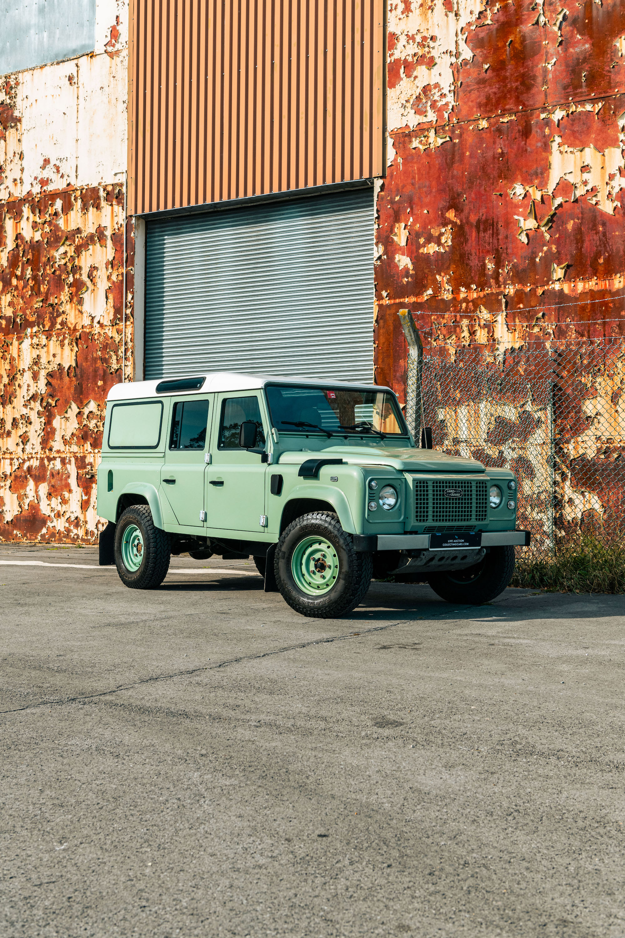 2016 Land Rover Defender 110 Heritage - LHD for sale by auction in ...