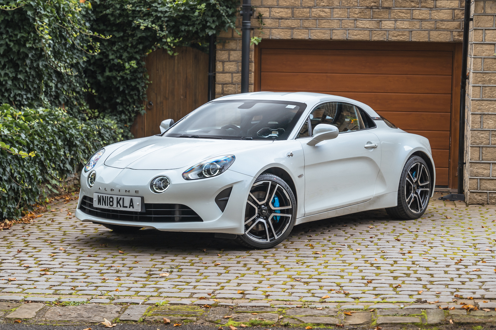 2018 Alpine A110 Premiere Edition for sale by auction in Huddersfield ...