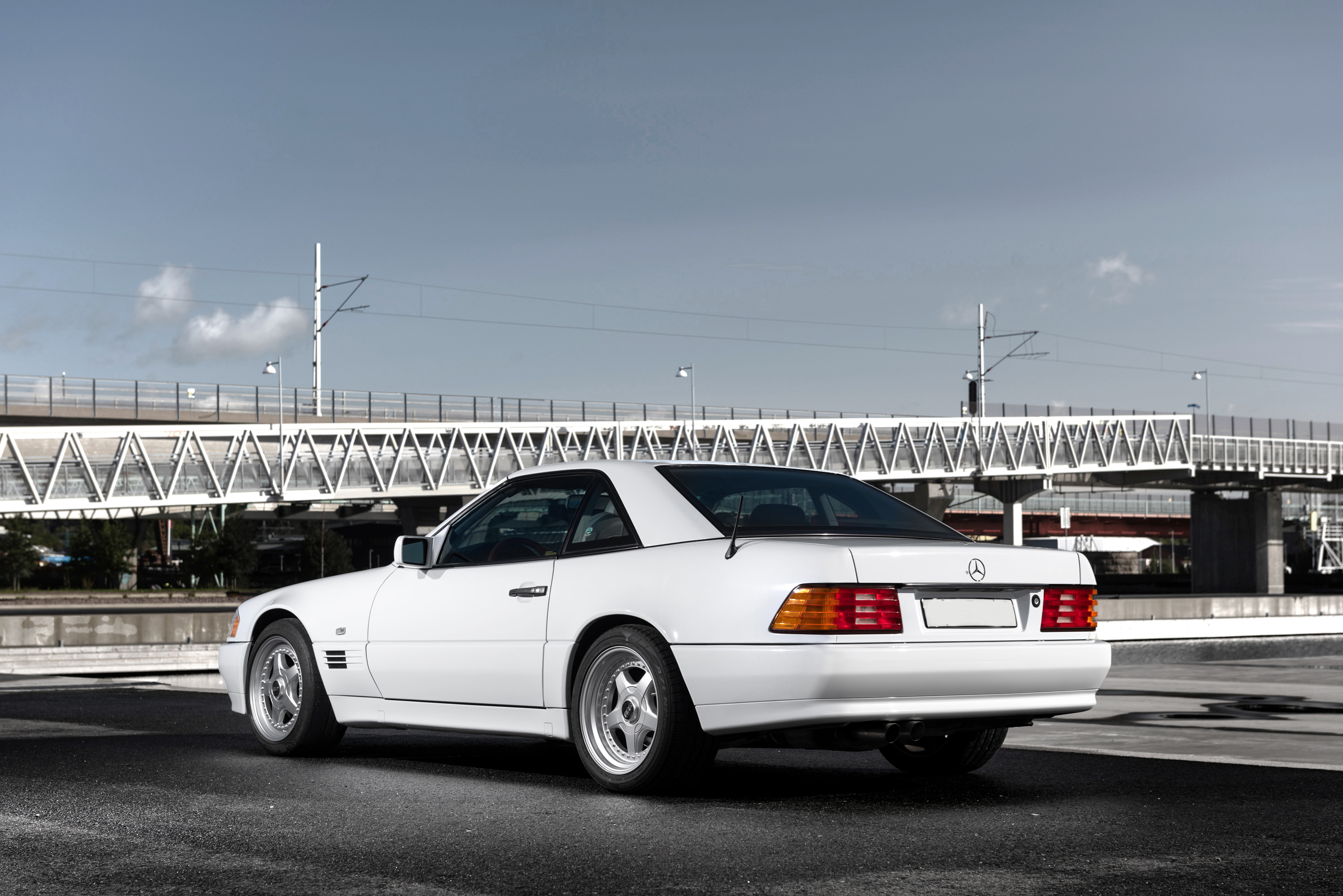 1990 Mercedes-Benz (R129) 300SL for sale by auction in Gothenburg, Sweden
