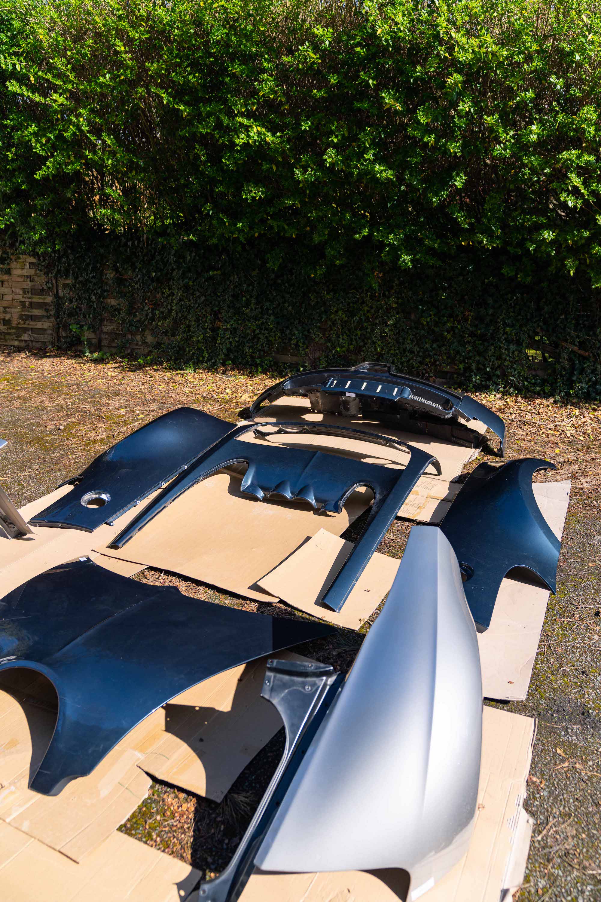 Bugatti Veyron Body Parts and Exhaust for sale by auction in London ...