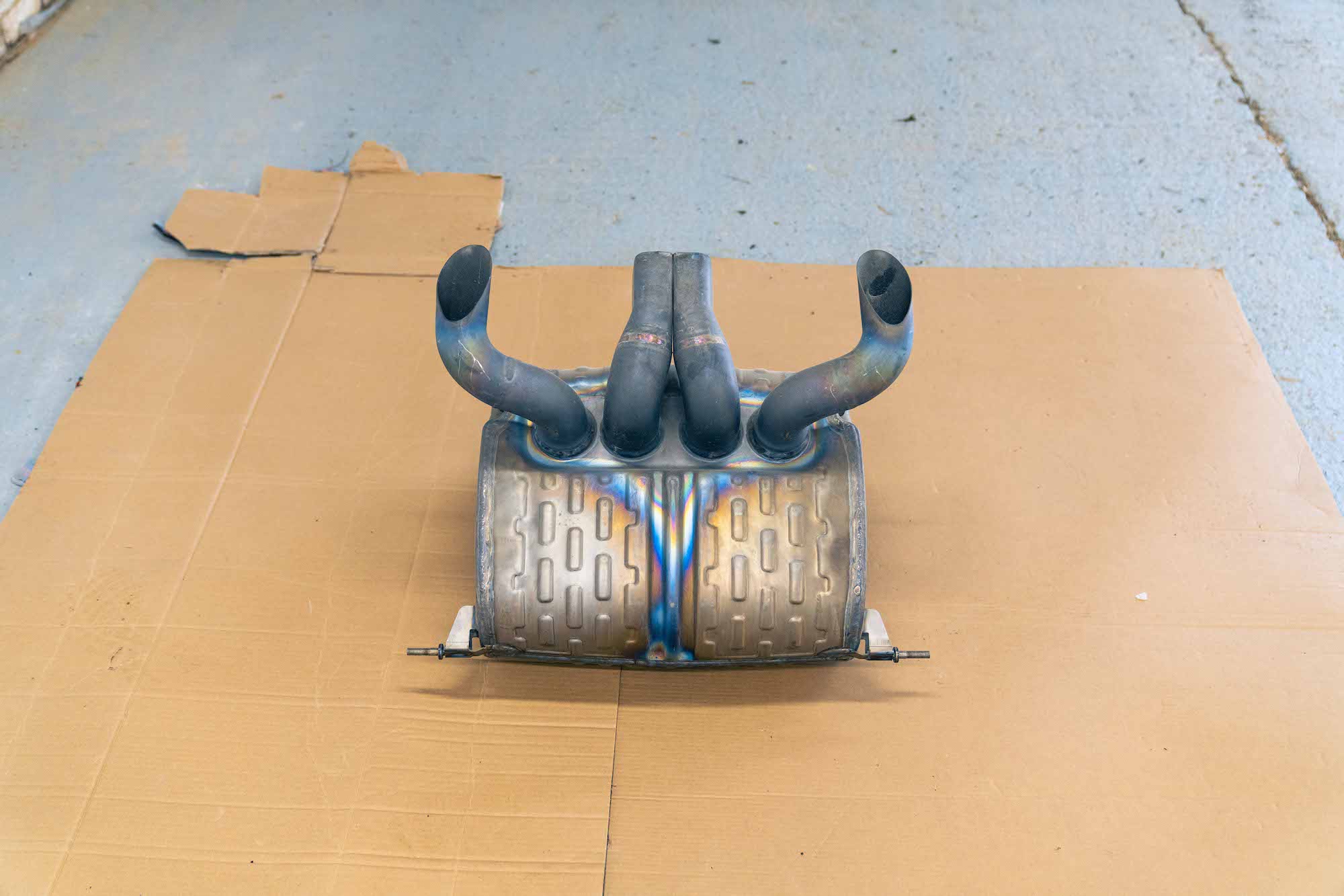 Bugatti Veyron Body Parts and Exhaust for sale by auction in London ...