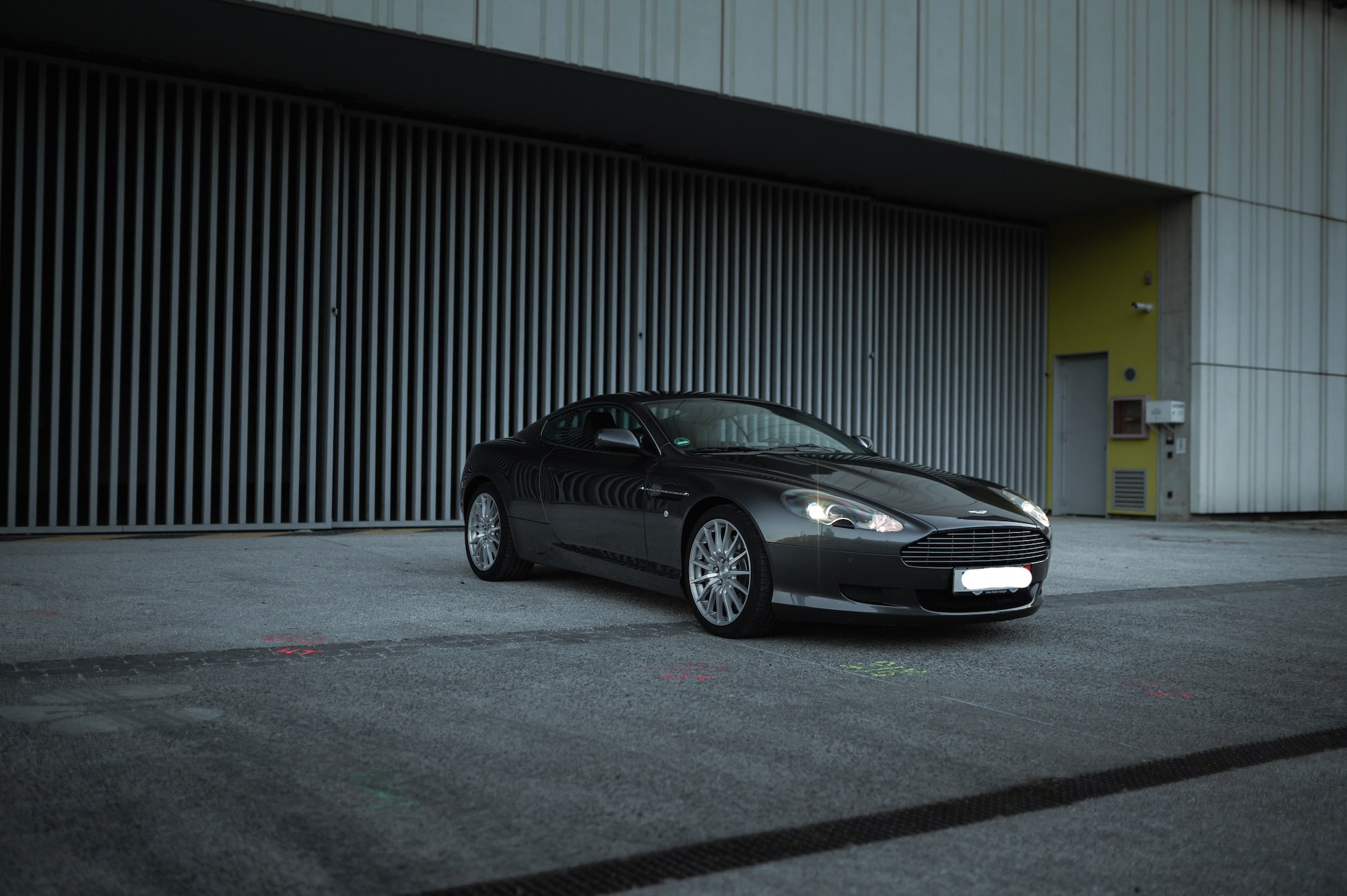 2007 Aston Martin DB9 - Manual - 18,000 KM for sale by auction in ...