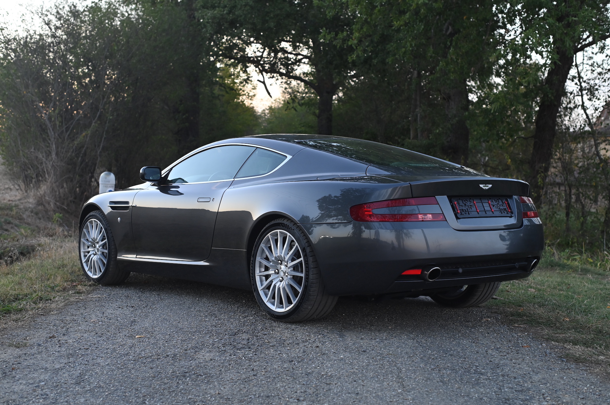 2007 Aston Martin DB9 - Manual - 18,000 KM for sale by auction in ...