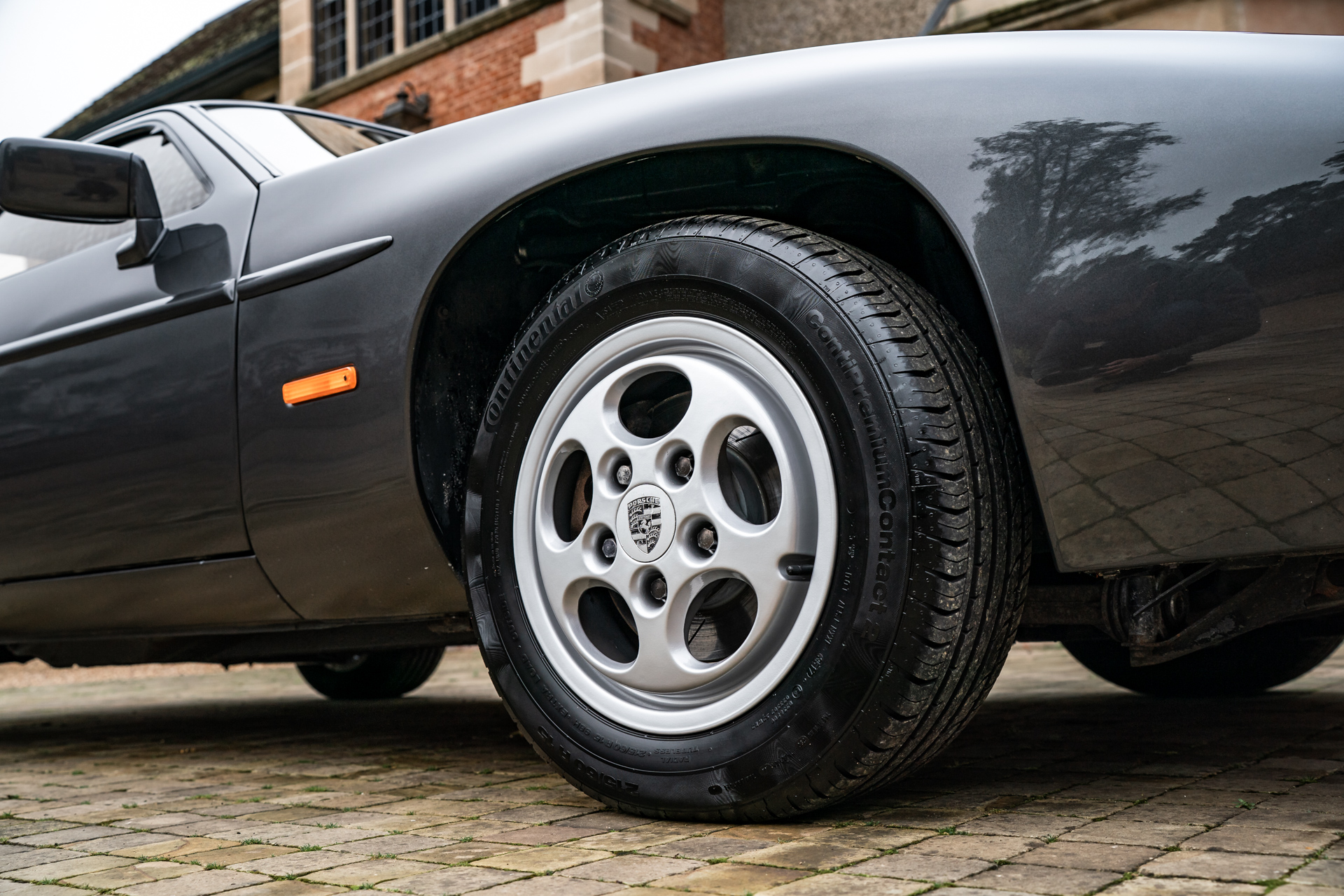 1981 Porsche 928 for sale by auction in Warwick, United Kingdom