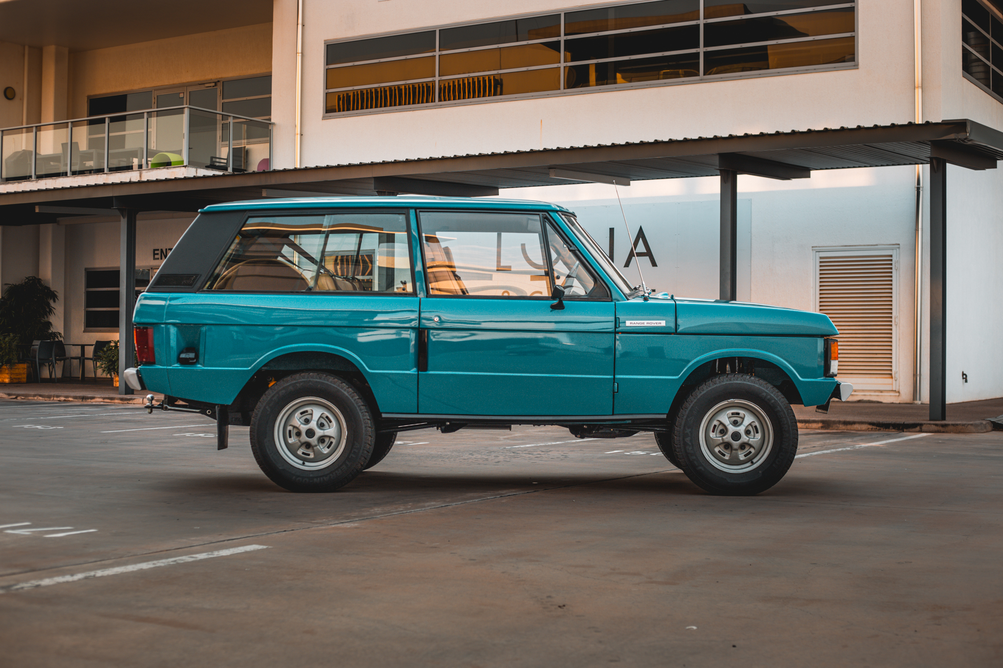 1975 Range Rover Classic 2 Door 'Suffix D' for sale by auction in ...