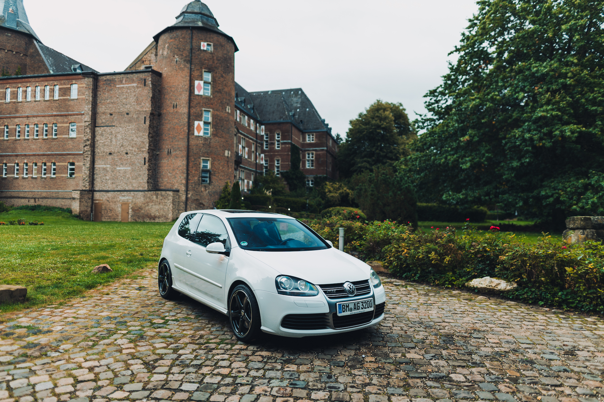 2008 Volkswagen Golf (Mk5) R32 for sale by auction in Bedburg, Germany