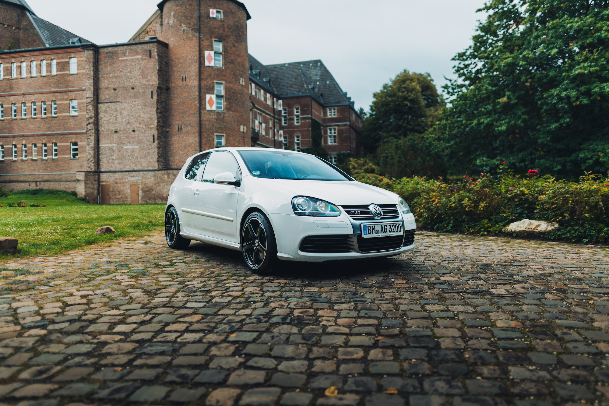 2008 Volkswagen Golf (Mk5) R32 for sale by auction in Bedburg, Germany