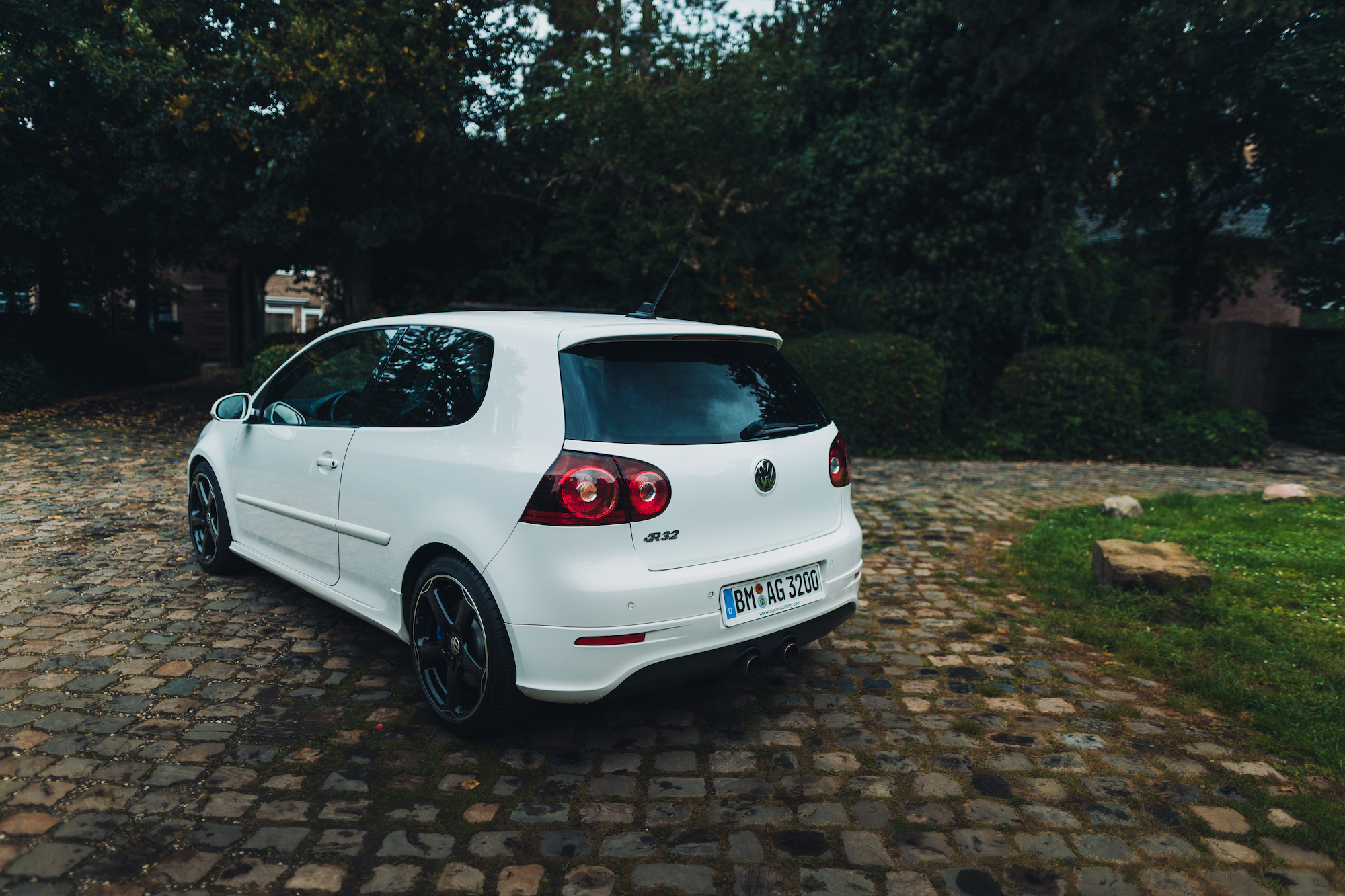 2008 Volkswagen Golf (Mk5) R32 for sale by auction in Bedburg, Germany