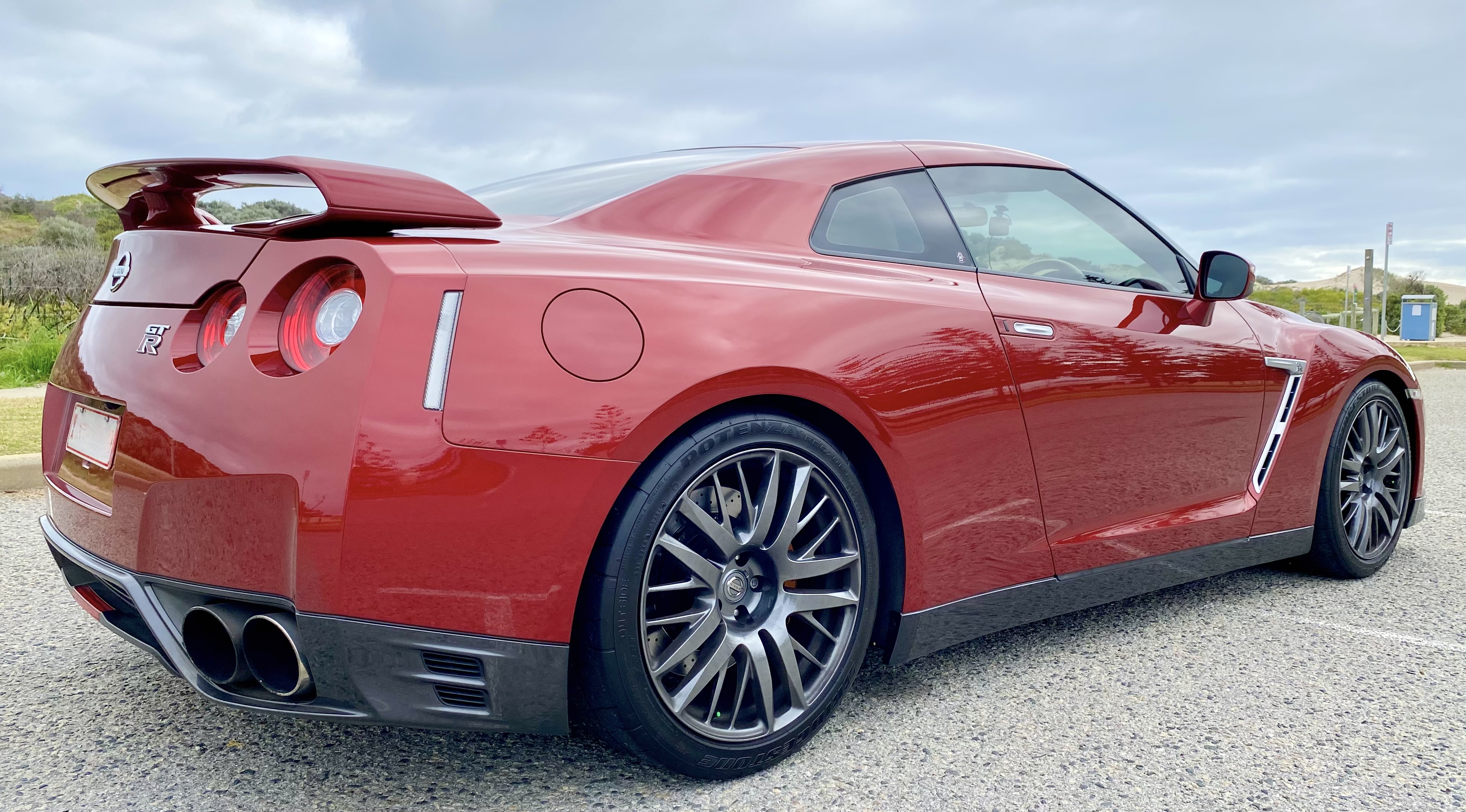 2015 Nissan (R35) GT-R - 20,000 Km for sale by classified listing in ...