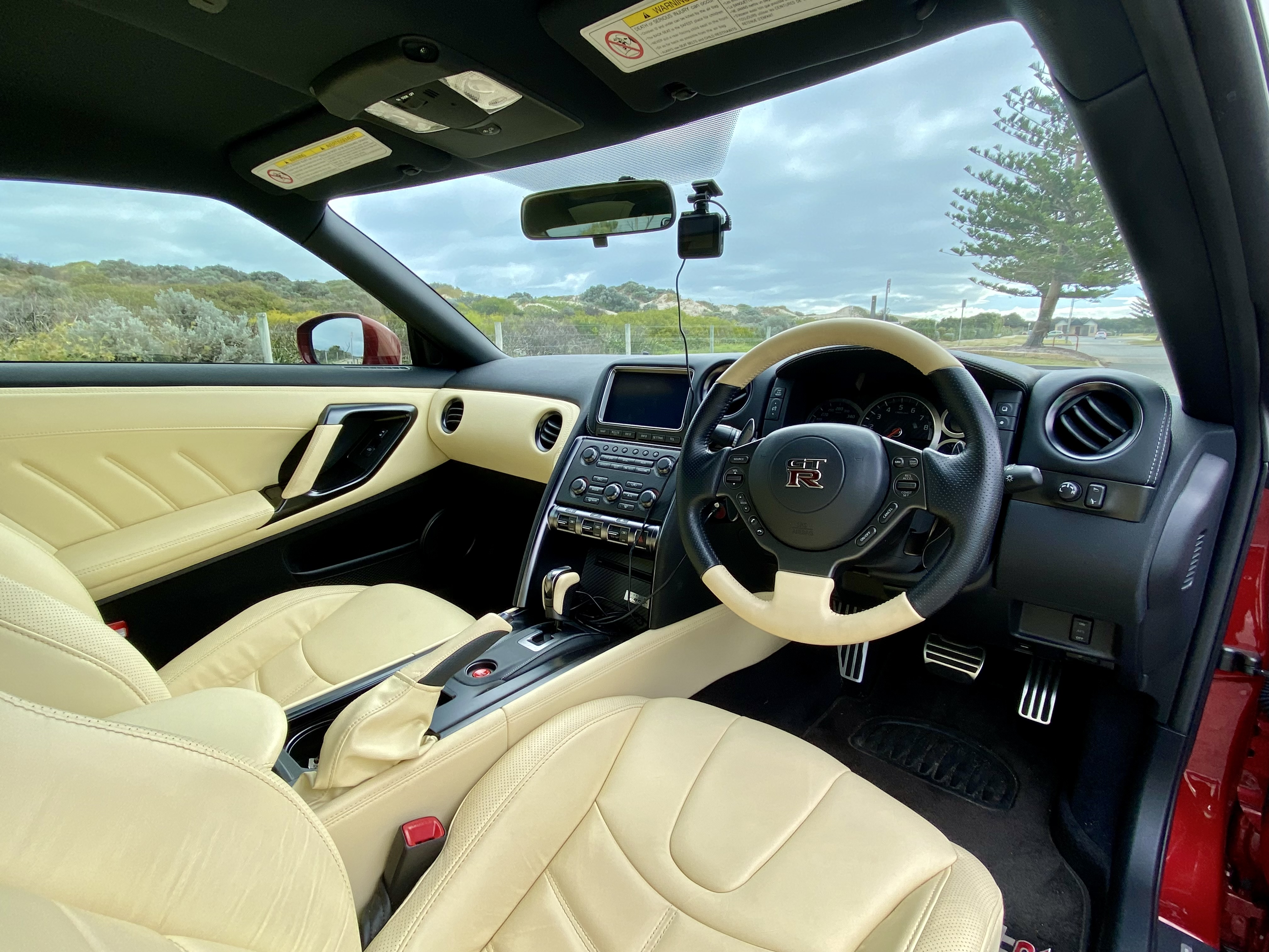 2015 Nissan (R35) GT-R - 20,000 Km for sale by classified listing in ...