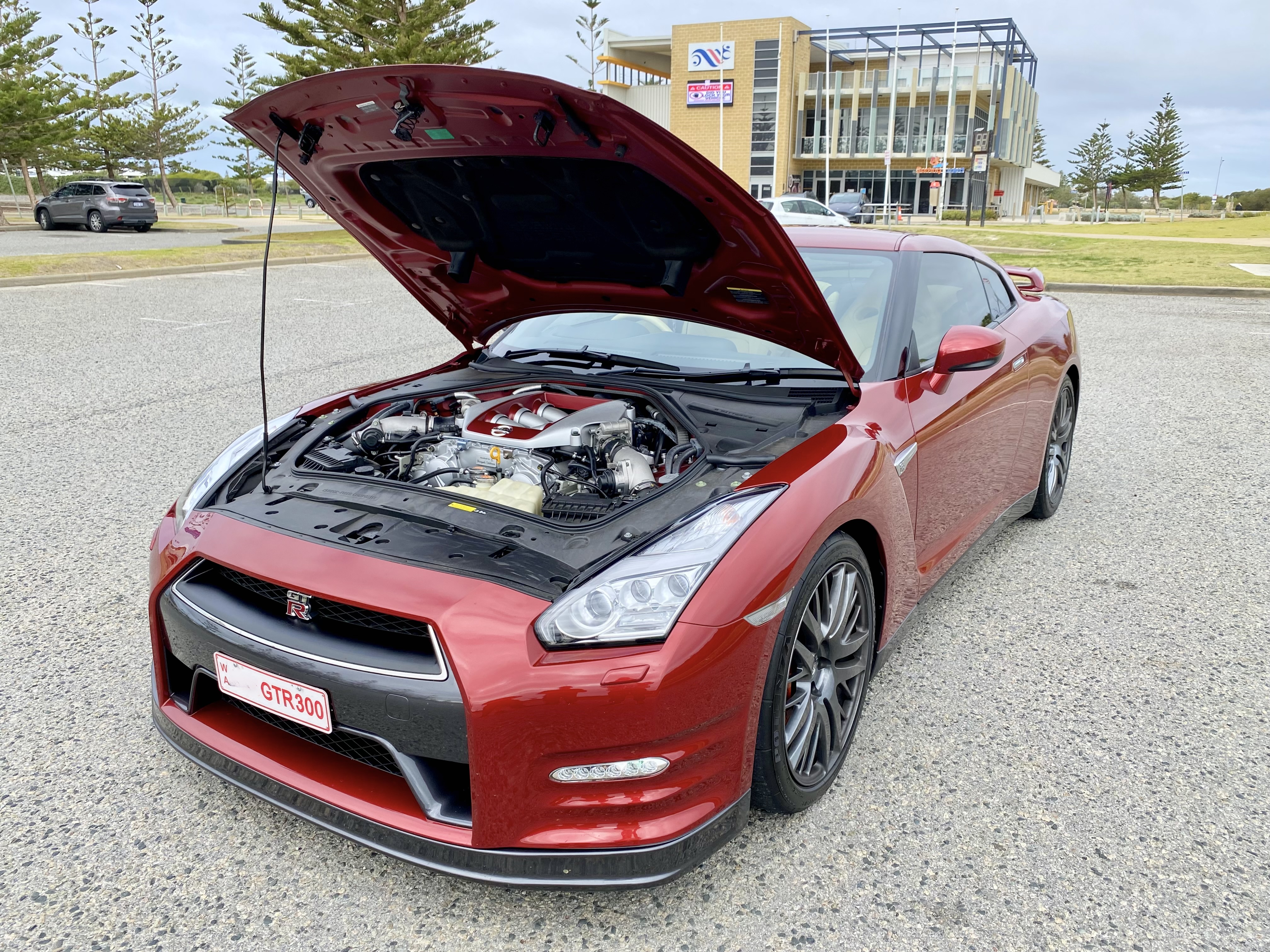 2015 Nissan (R35) GT-R - 20,000 Km for sale by classified listing in ...