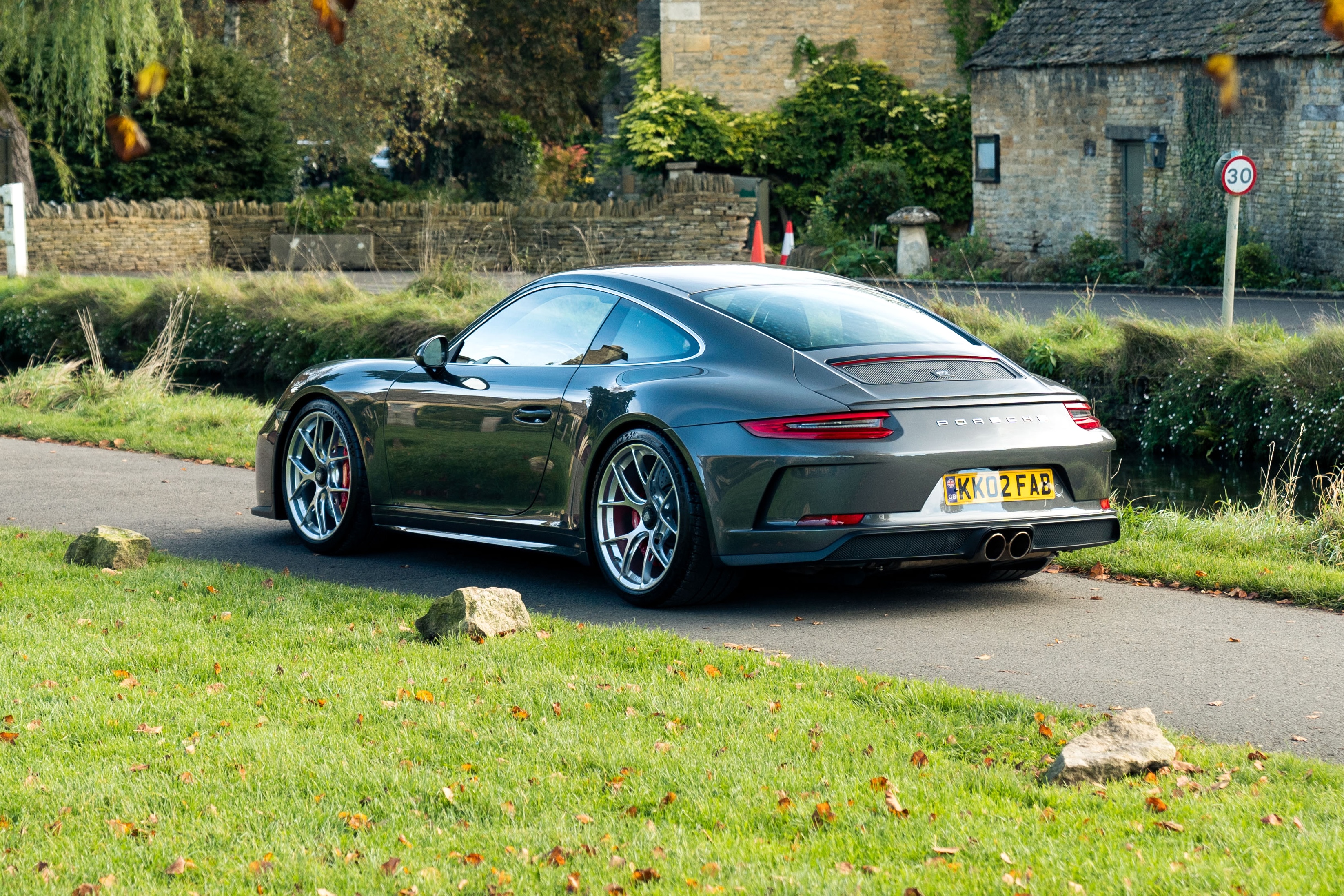 2018 Porsche 911 (991.2) GT3 Touring - LHD for sale by auction in ...