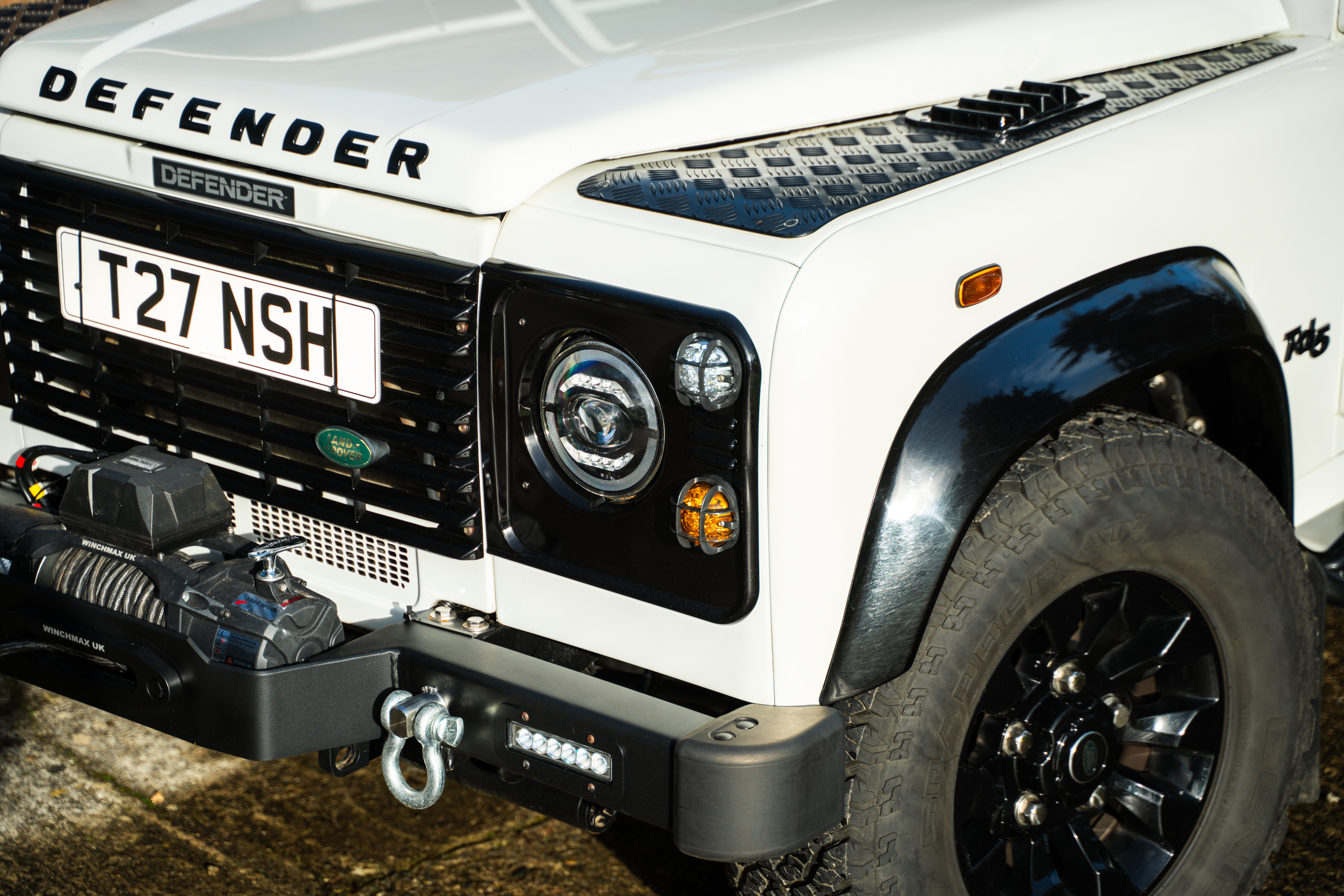 2004 Land Rover Defender 110 TD5 Double Cab Pick Up for sale by auction ...
