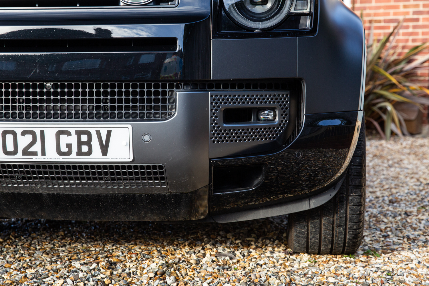 2021 Land Rover Defender 90 V8 - Carpathian Edition for sale by auction ...